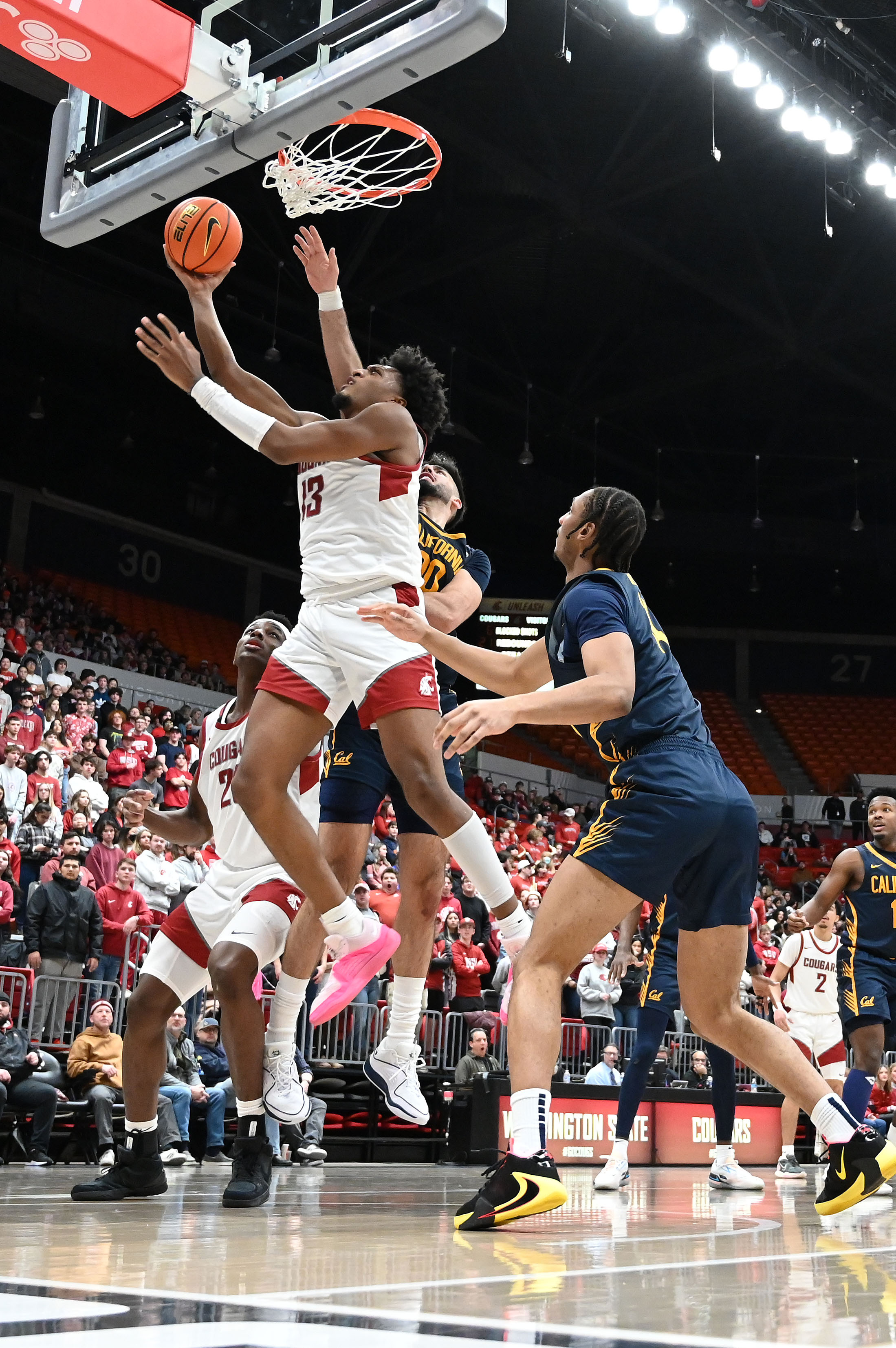 Myles Rice pours in 25 as Wazzu thumps Cal | Reuters