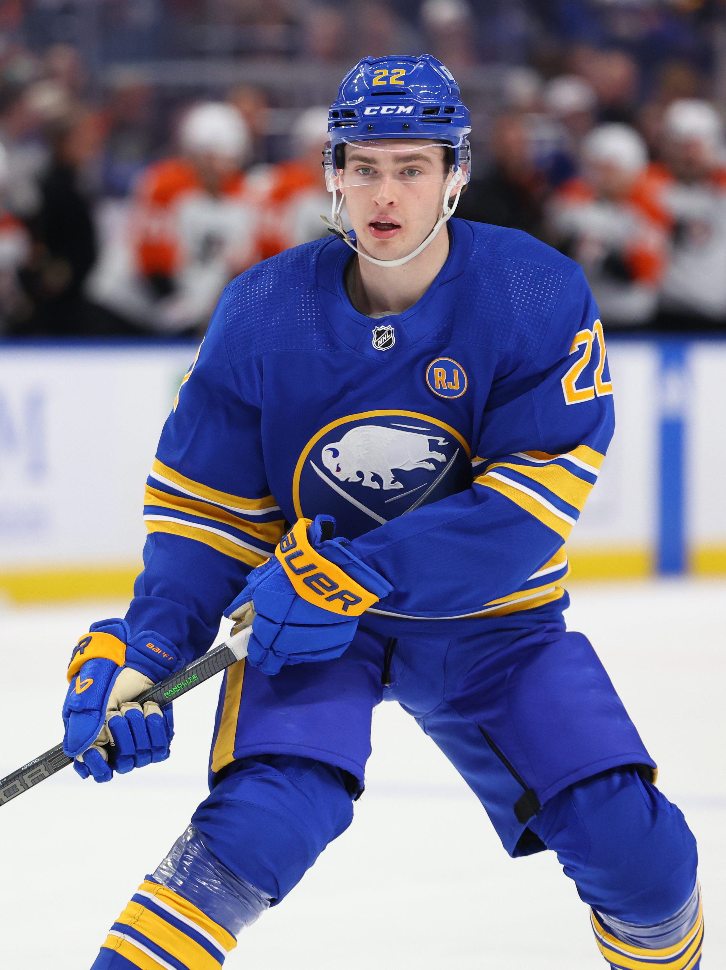 Sabres keep playoff hopes alive, extend Flyers' winless skid | Reuters