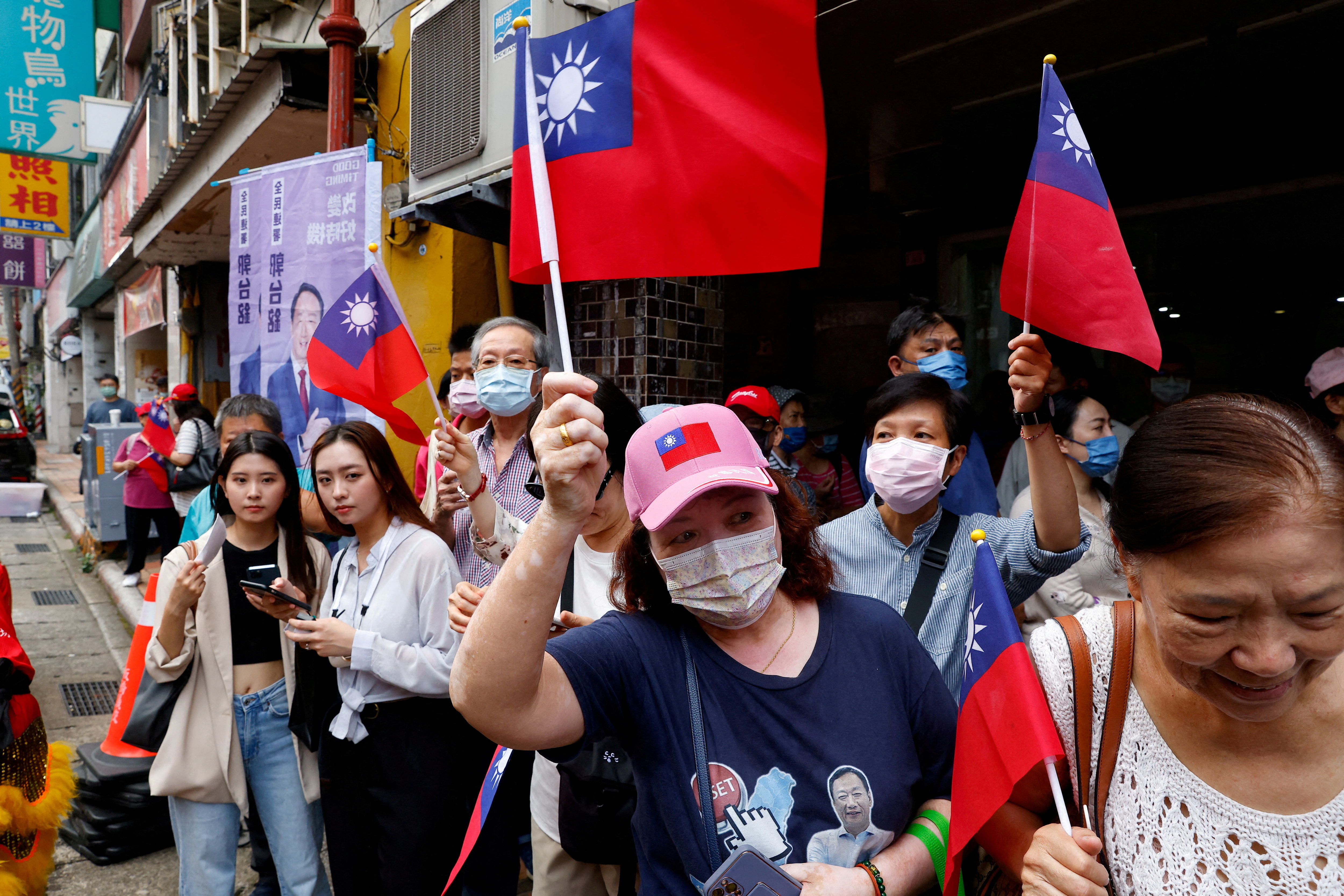 Foxconn founder Terry Gou says he has reached Taiwan election bid ...