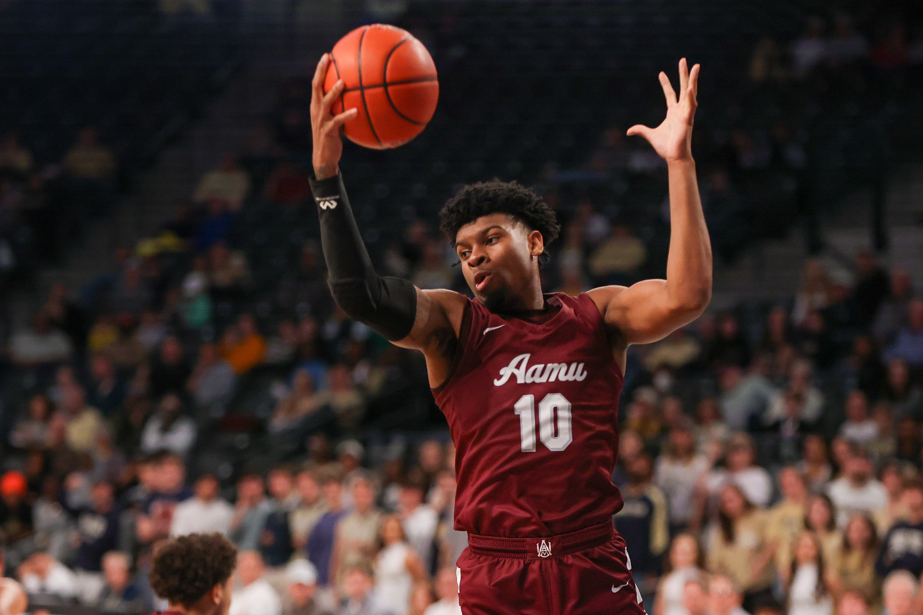 Kowacie Reeves, Georgia Tech roll past Alabama A&M | Reuters