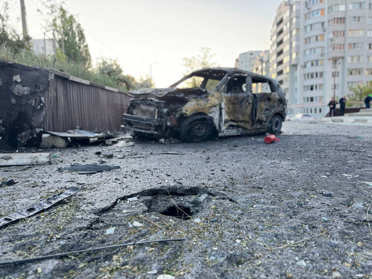 Ukraine air attack on Belgorod injures 8, governor says | Reuters