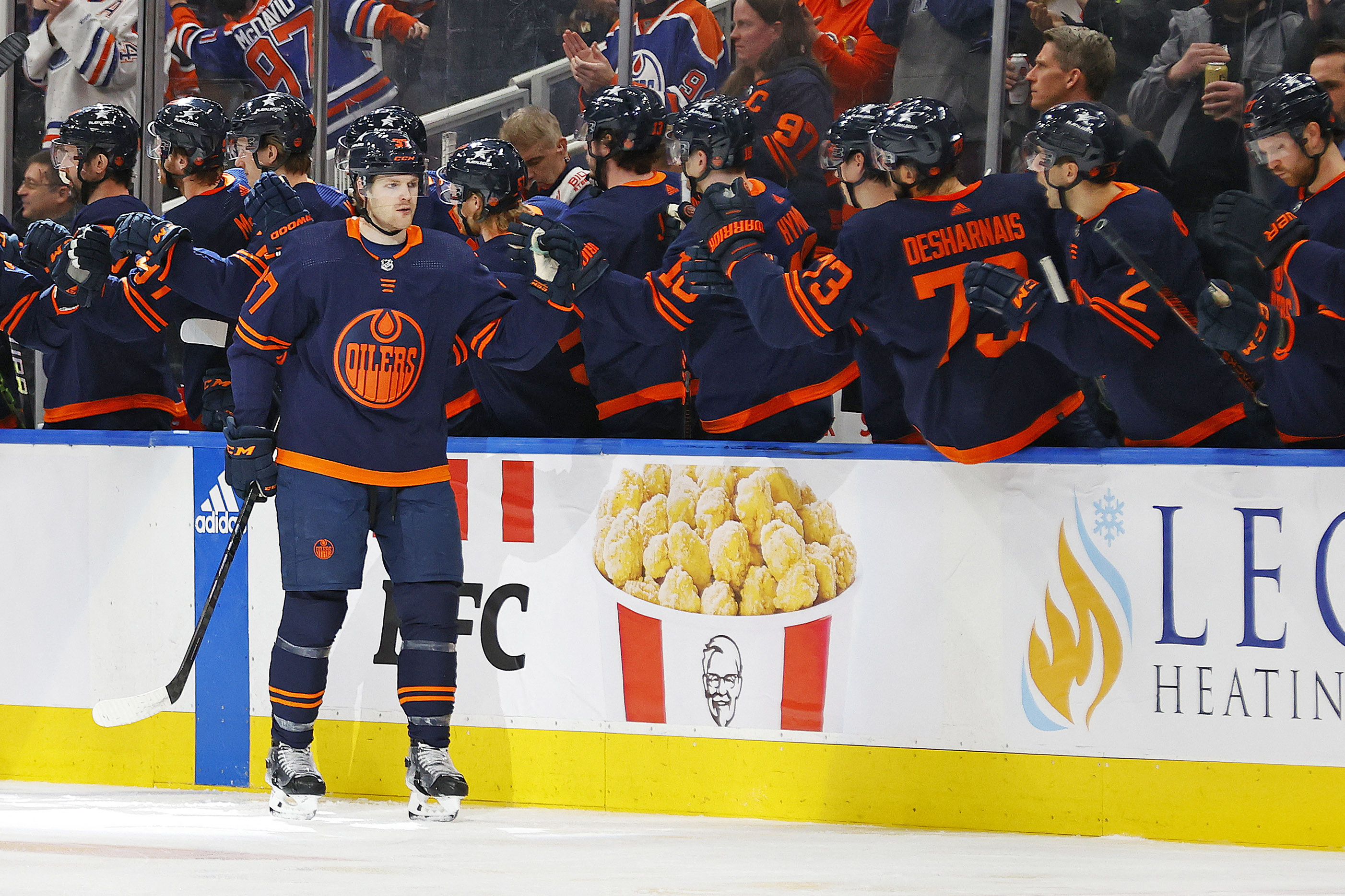 Oilers bounce back, beat Kraken for 12th straight win | Reuters