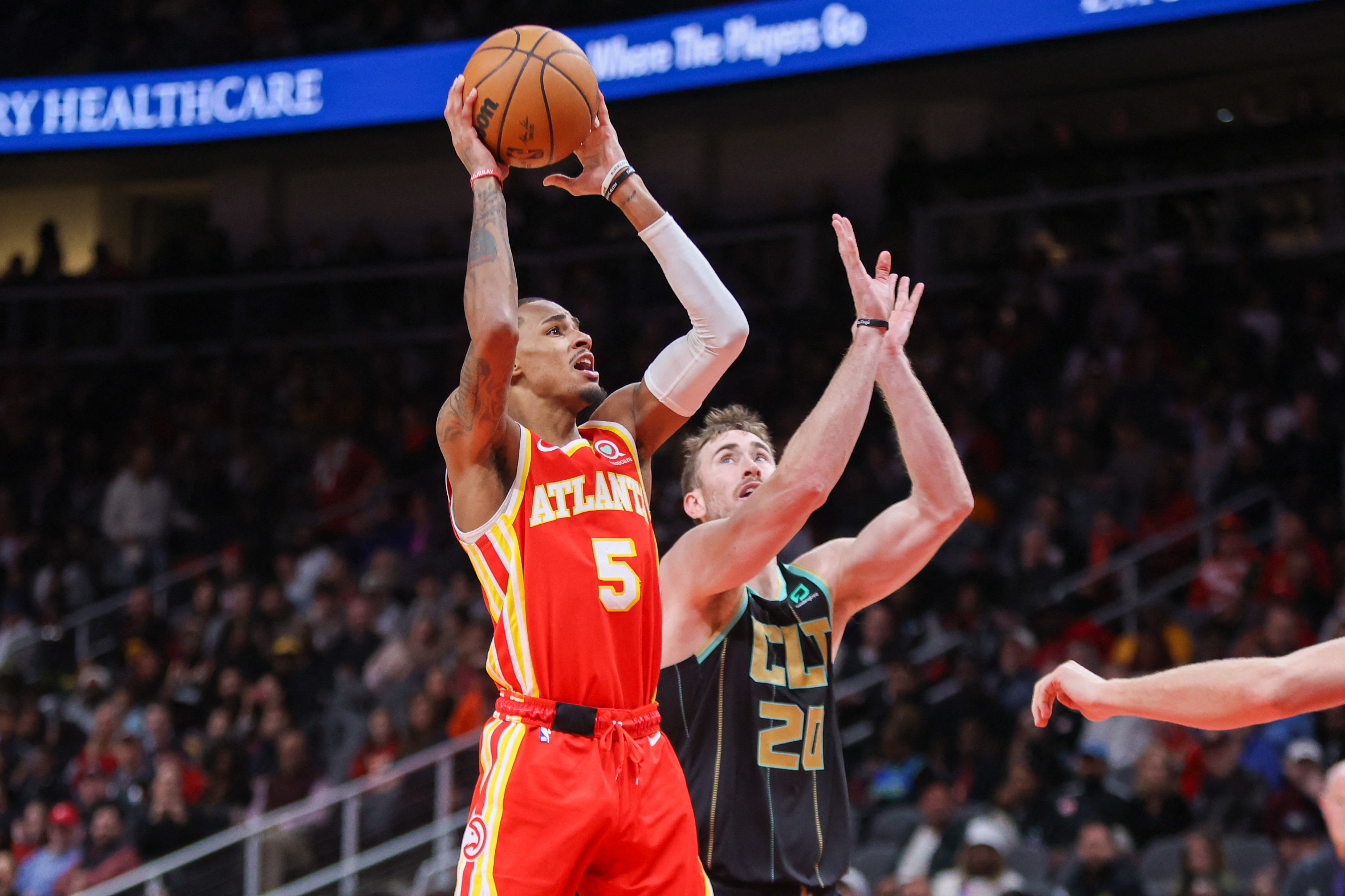 NBA roundup: Celtics run win string to nine by edging Raptors | Reuters