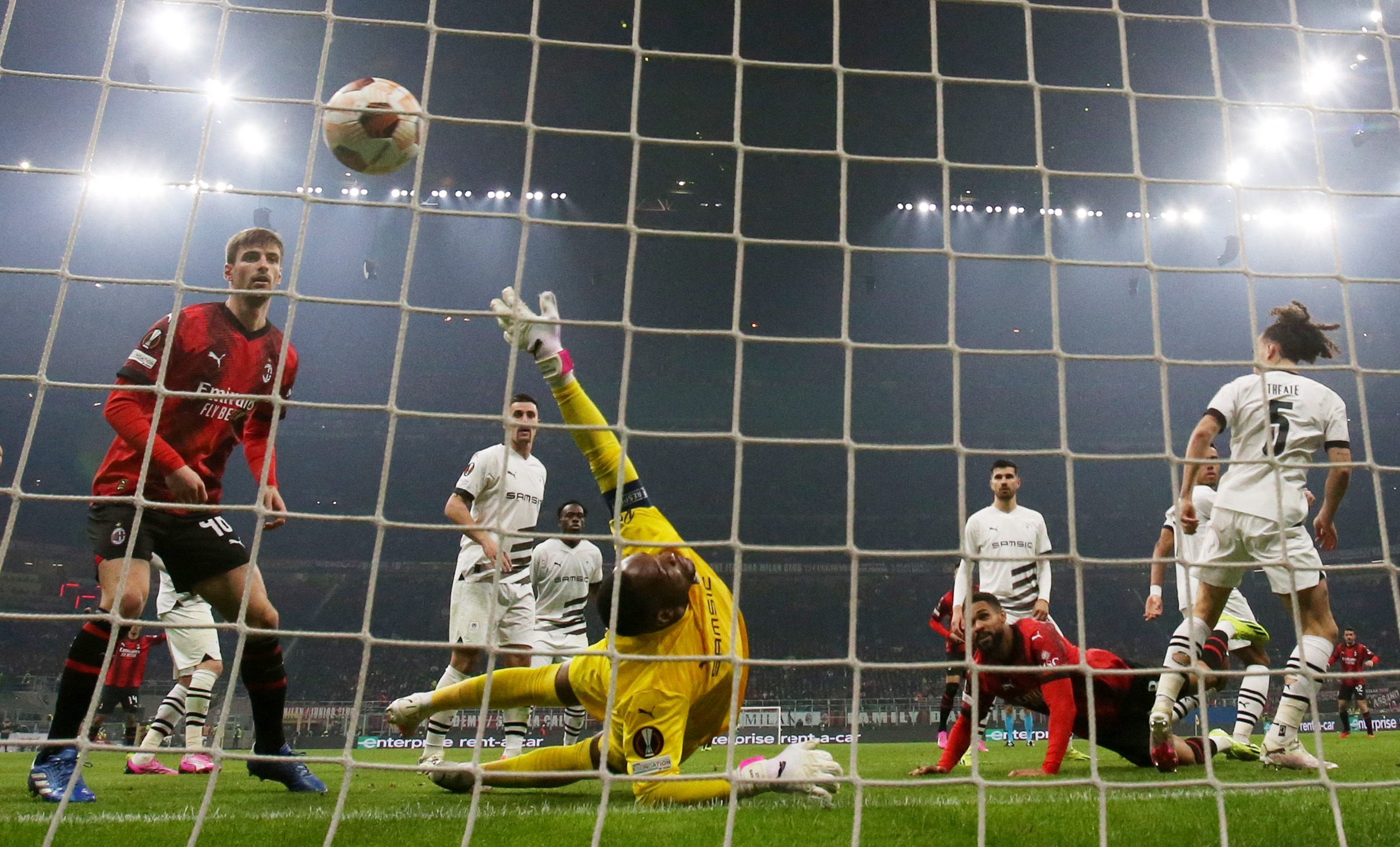 Loftus-Cheek puts Milan in control, Qarabag stun Braga | Reuters