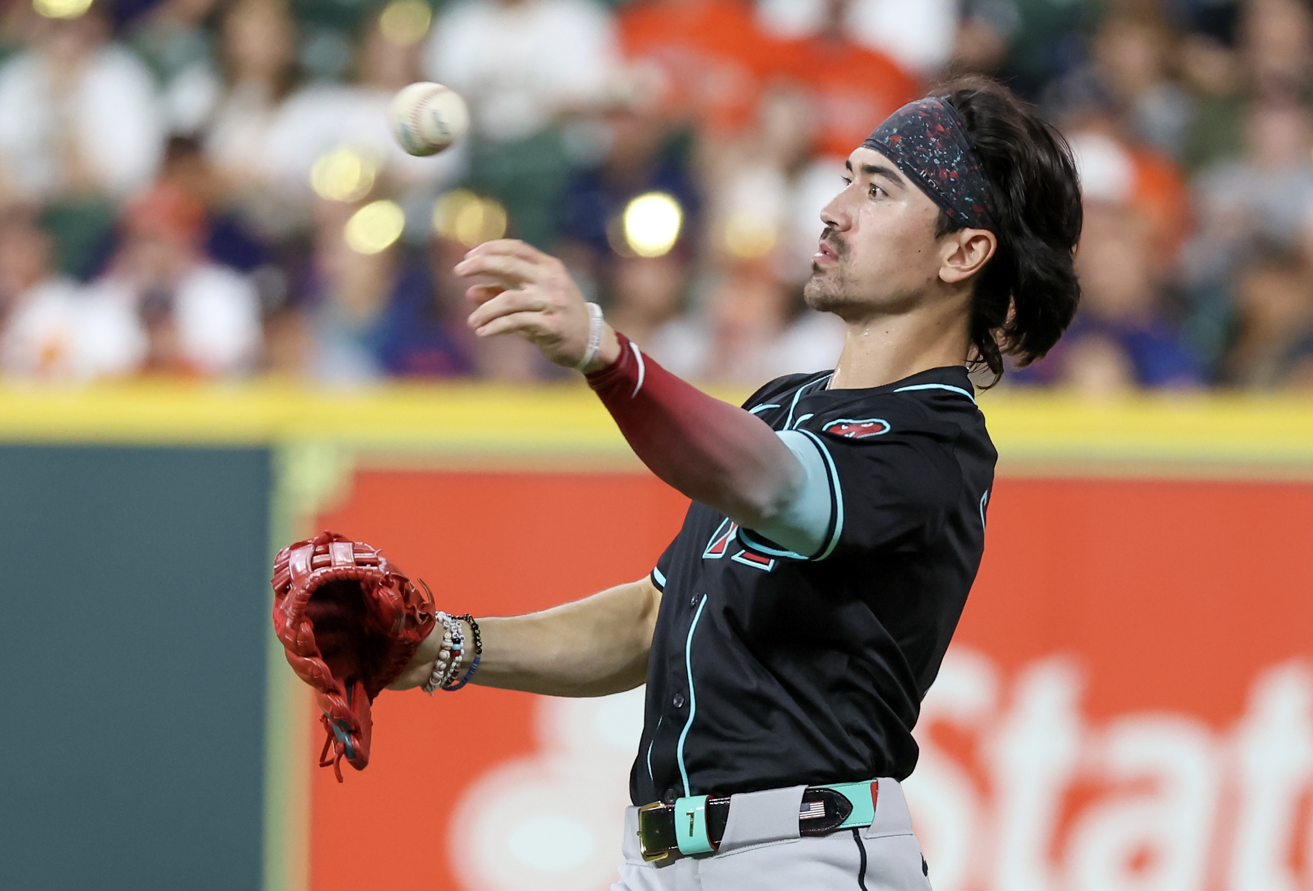 Yordan Alvarez homers twice as Astros blank D-backs | Reuters