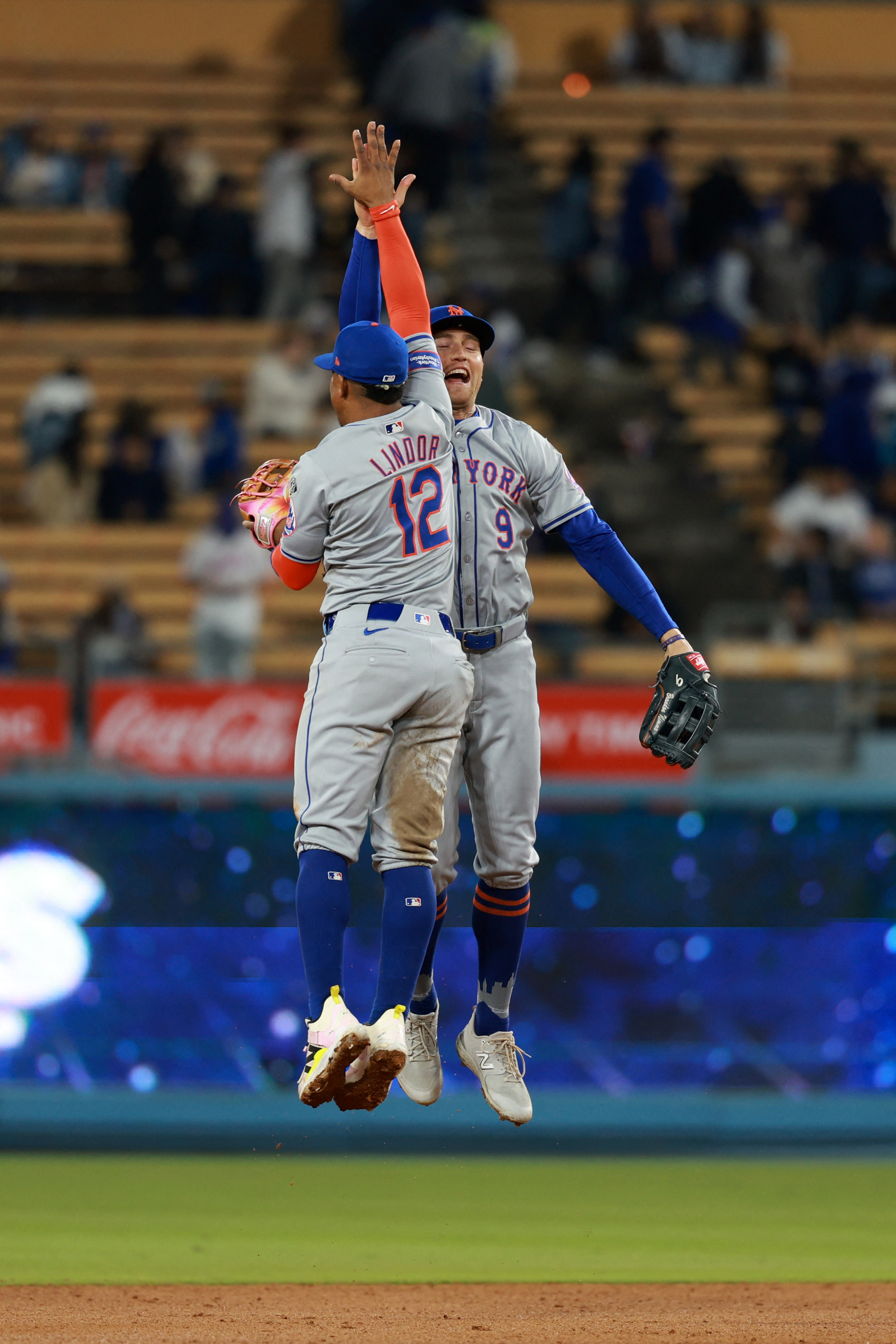 Mets power past Dodgers for fifth consecutive win | Reuters