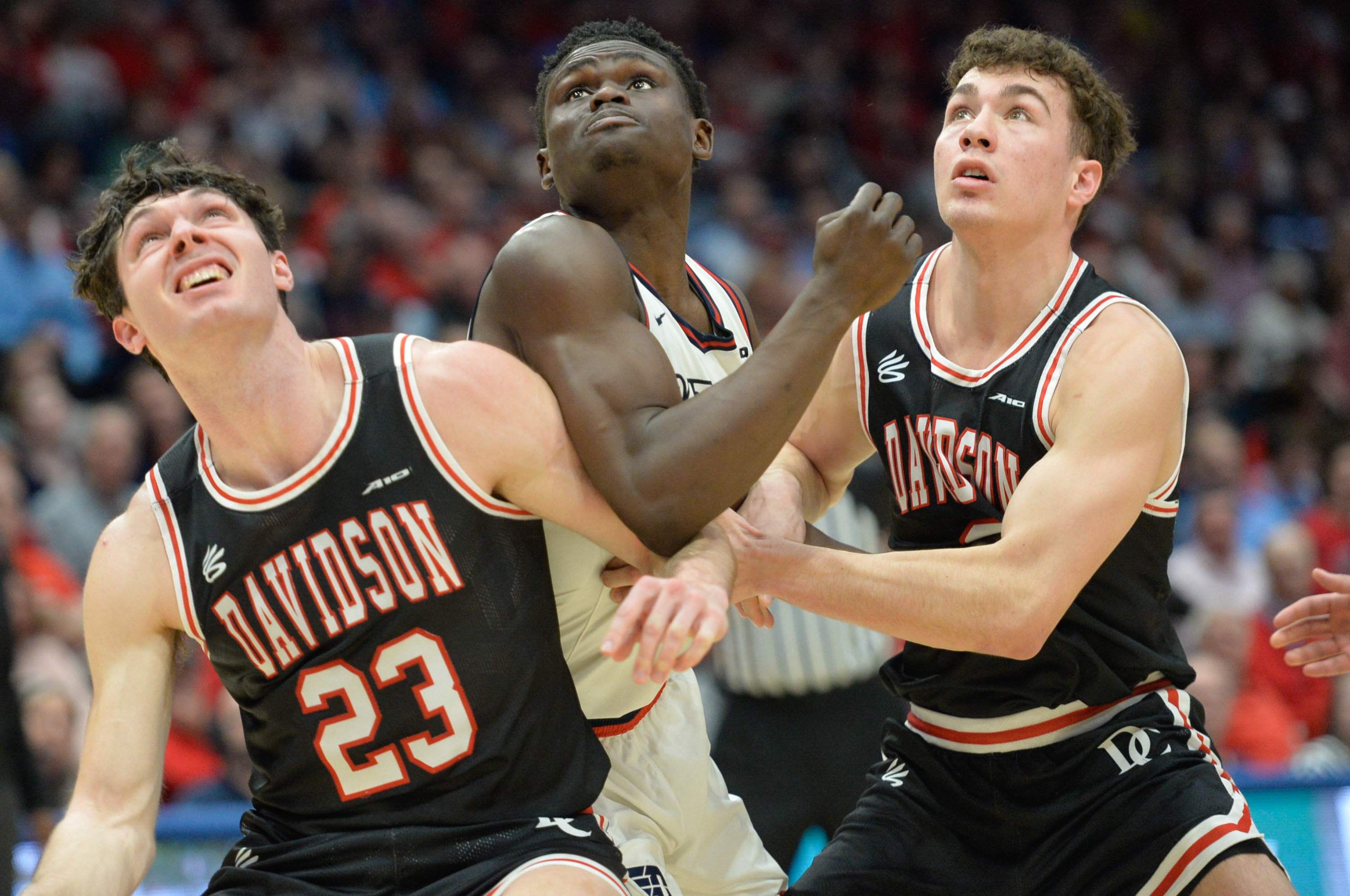 No. 21 Dayton uses balanced effort to blast Davidson | Reuters