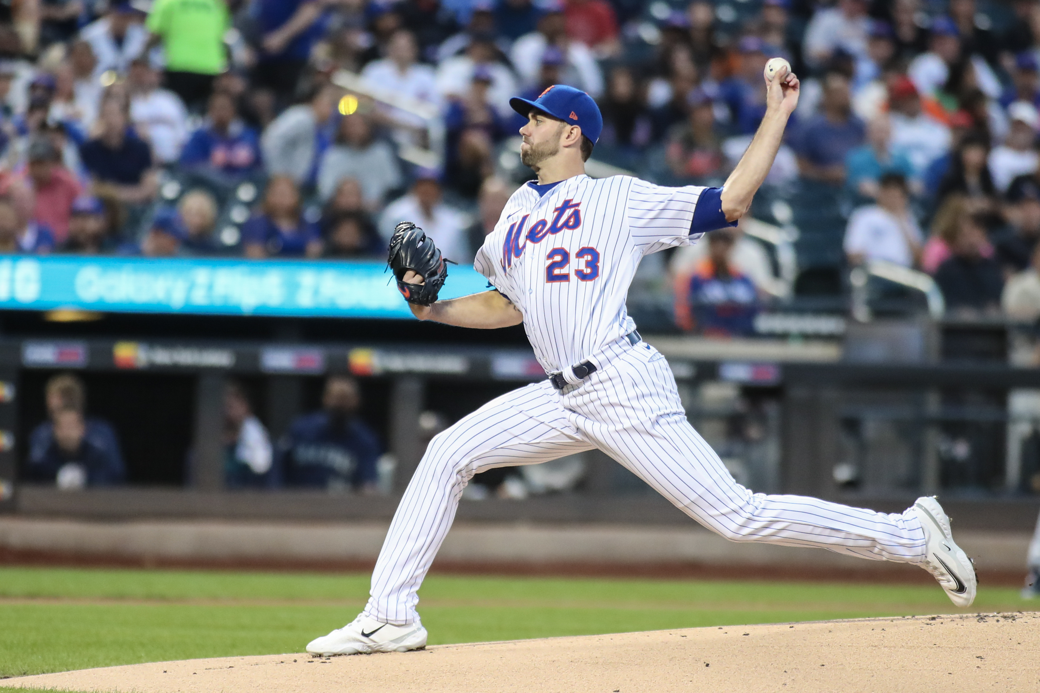 Mariners score last, win seesaw game with Mets | Reuters