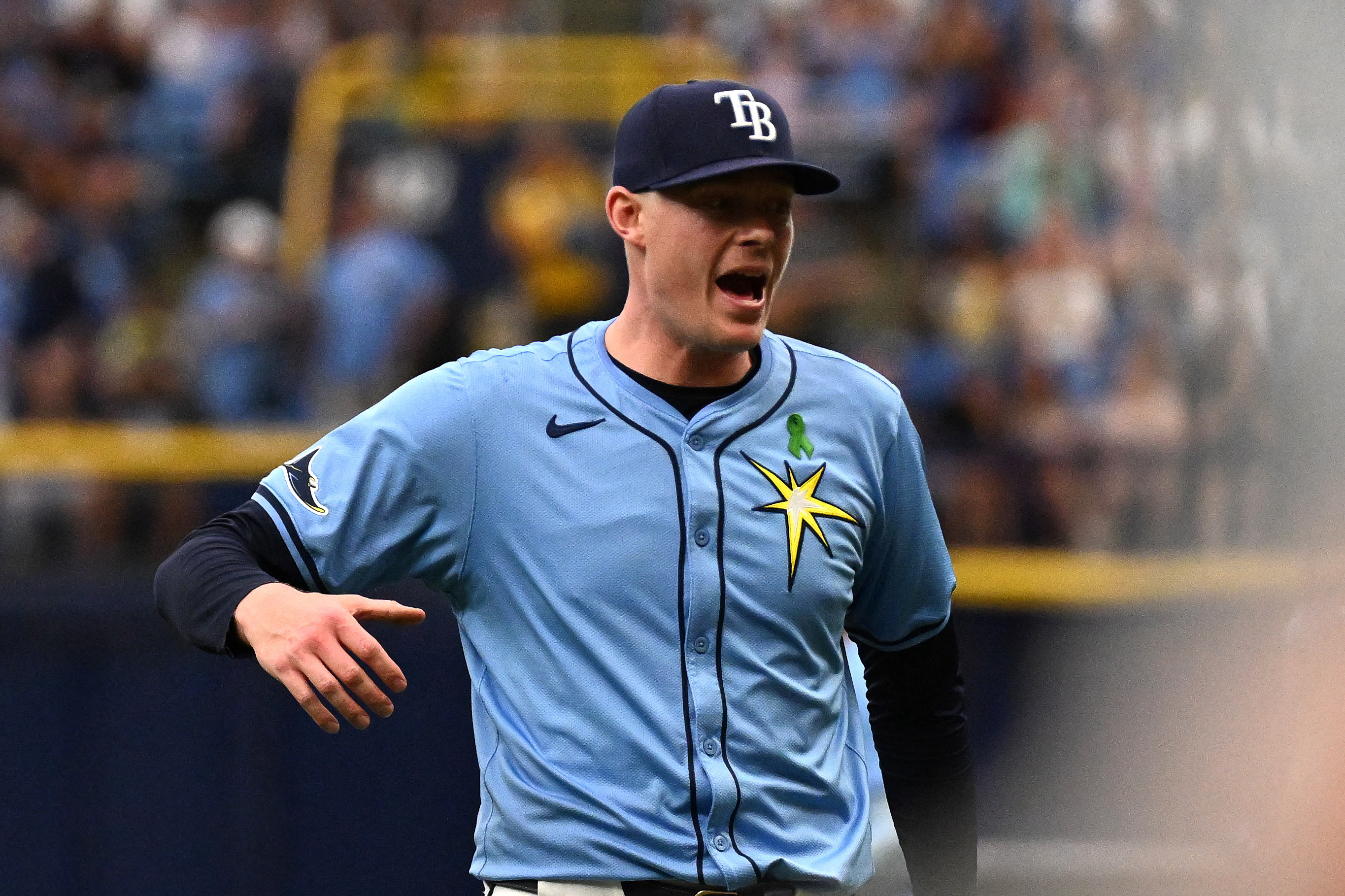 Brandon Lowe's bases-clearing triple help Rays beat Royals | Reuters