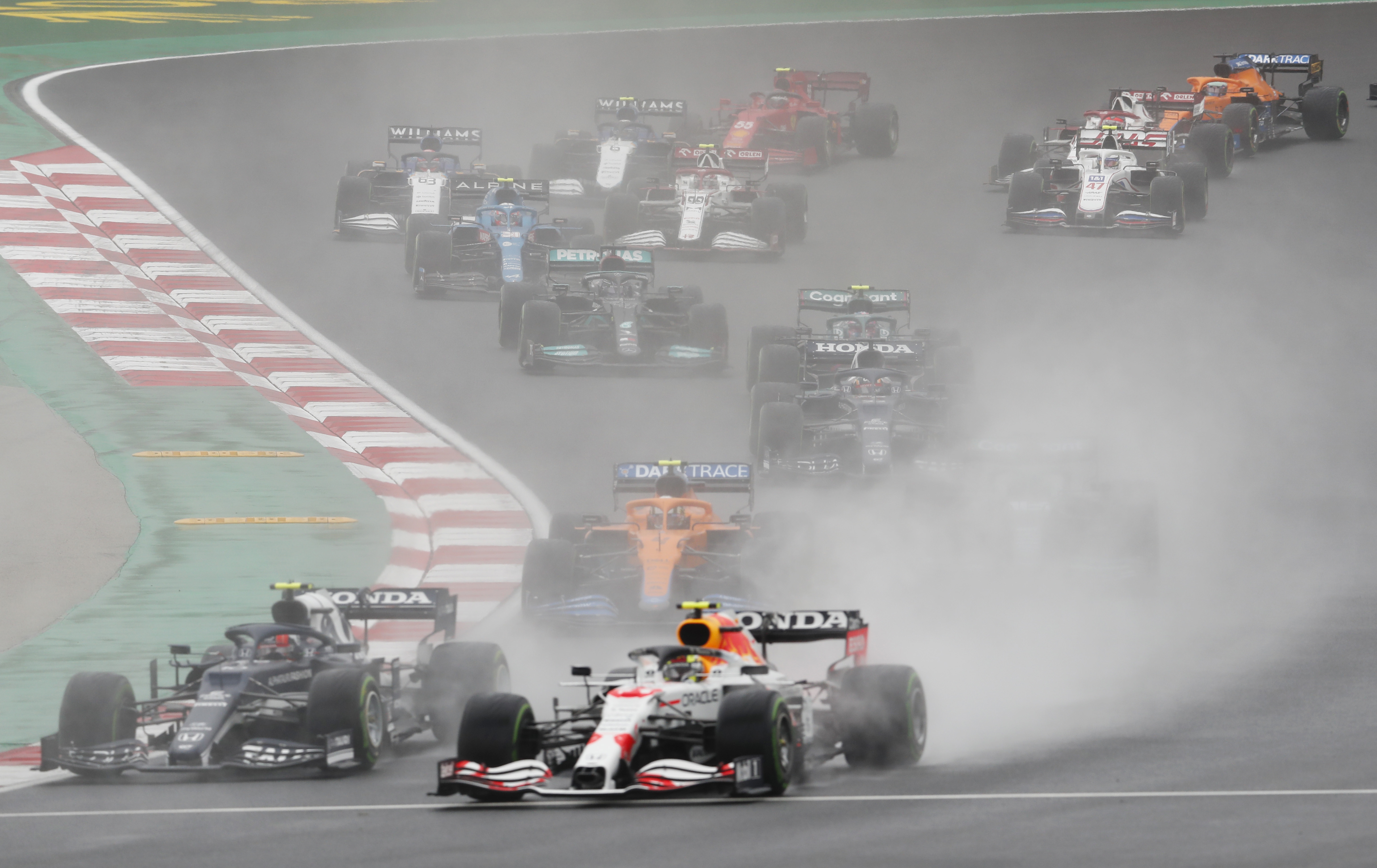 In pictures: Best of the Turkish Grand Prix | Reuters