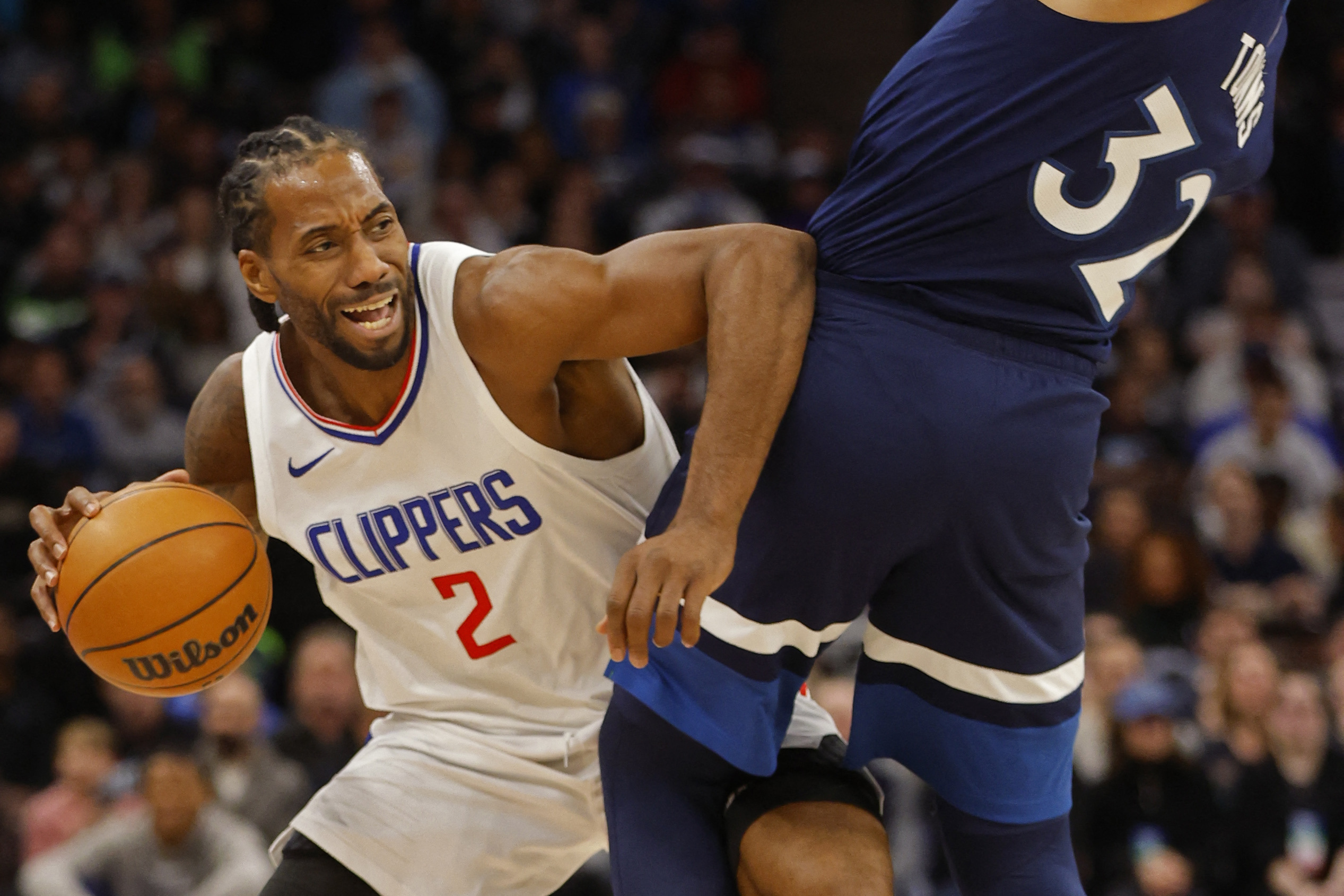 Anthony Edwards' 3rd-quarter burst fuels Wolves past Clippers | Reuters
