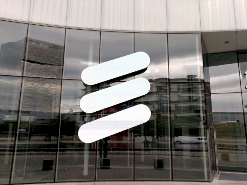 Ericsson sees global 5G subscriptions hitting 580 mln this year | Reuters