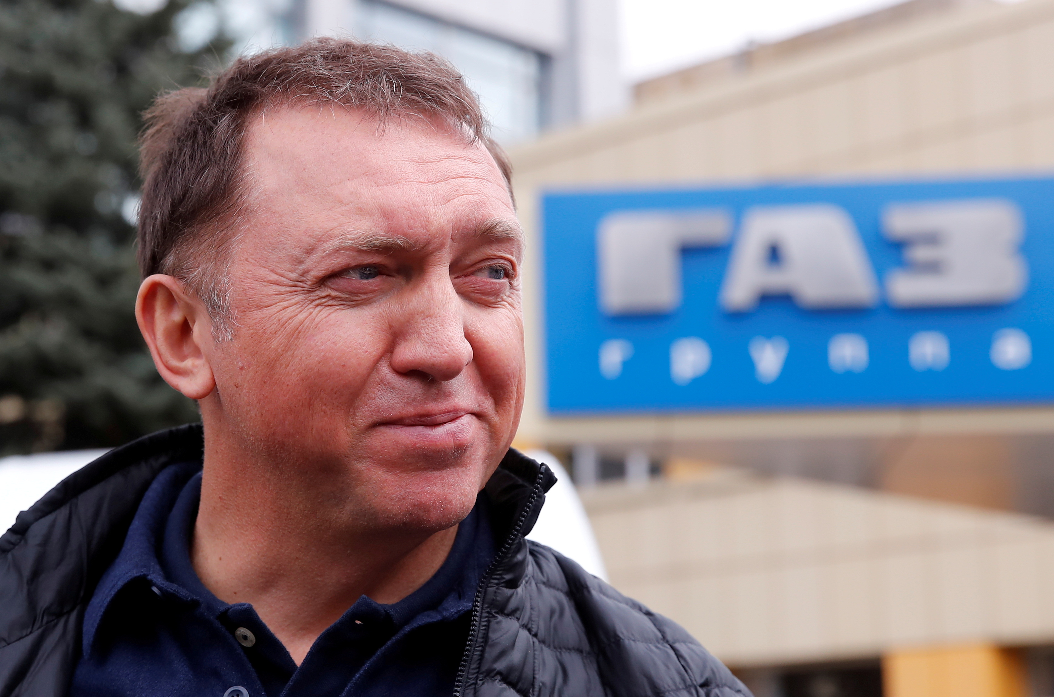 Russian tycoon Deripaska blasts FBI raids on properties | Reuters