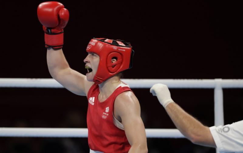 Boxing-Britain's Price defeats Li to win women's middleweight gold ...