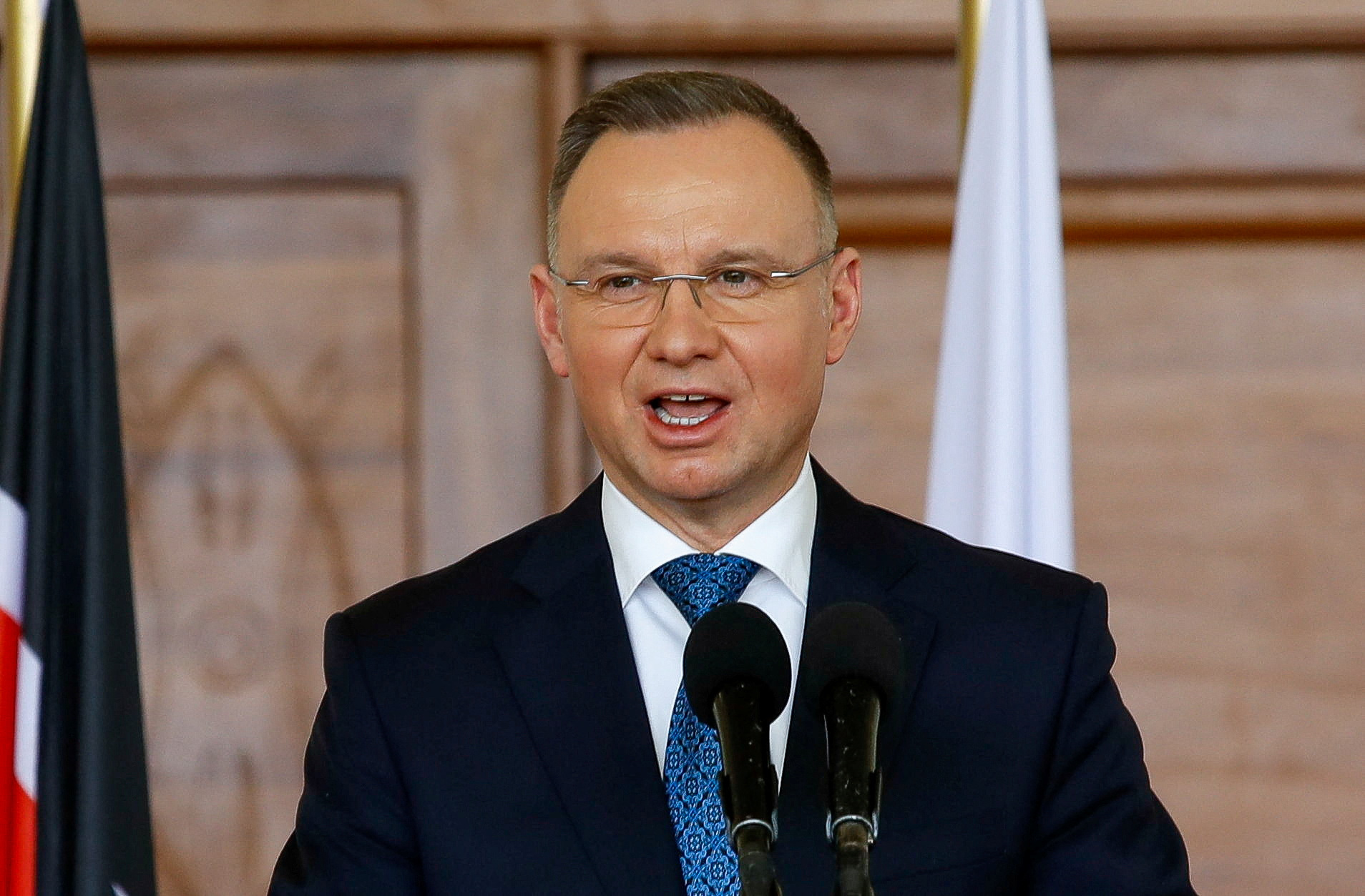 Lithuania can count on Poland's military help if needed, Duda says ...