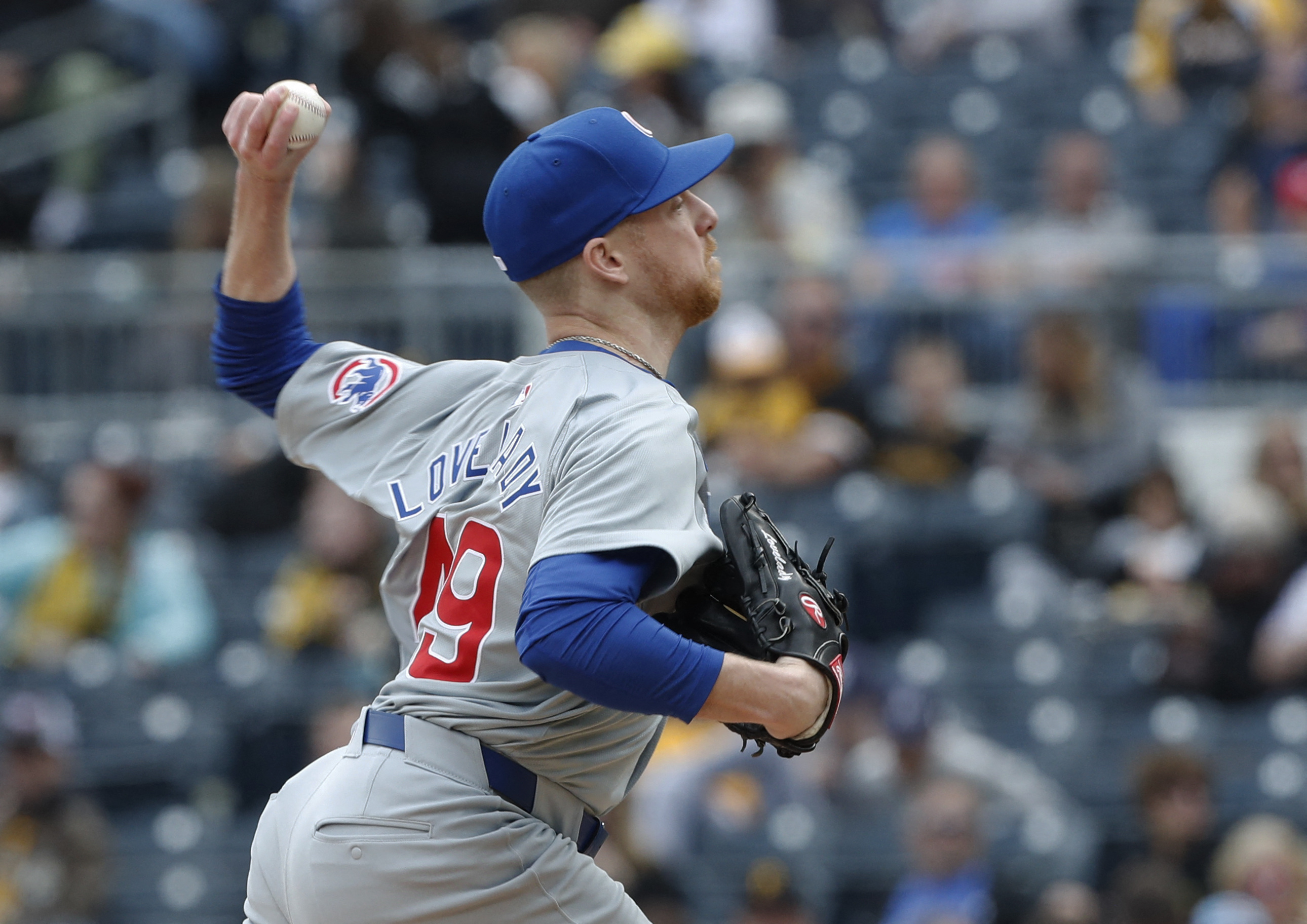 Cubs hold on for series win over slumping Pirates | Reuters