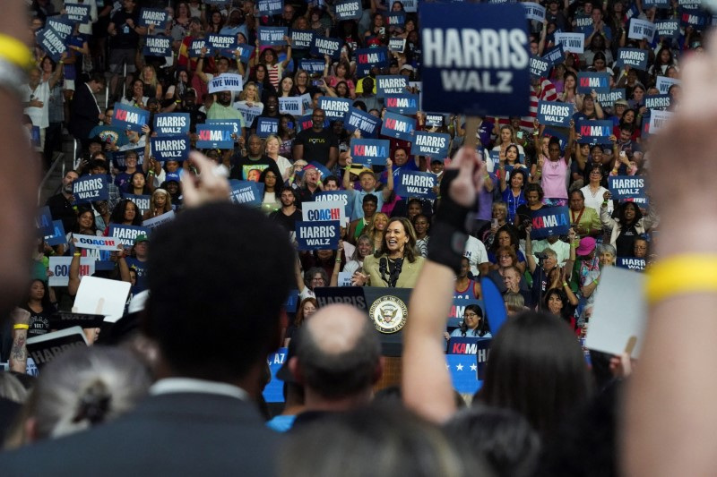 In fight for the West, Harris campaigns in Arizona, Trump in Montana ...