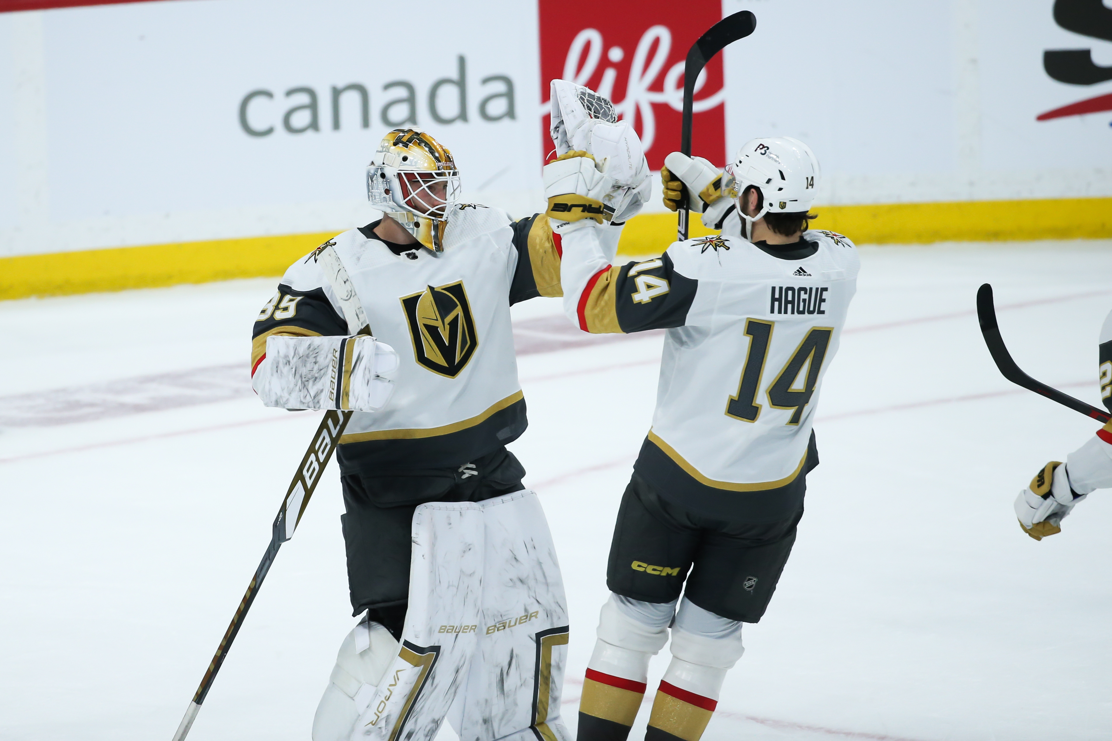 Brett Howden scores twice as Knights take command vs. Jets | Reuters