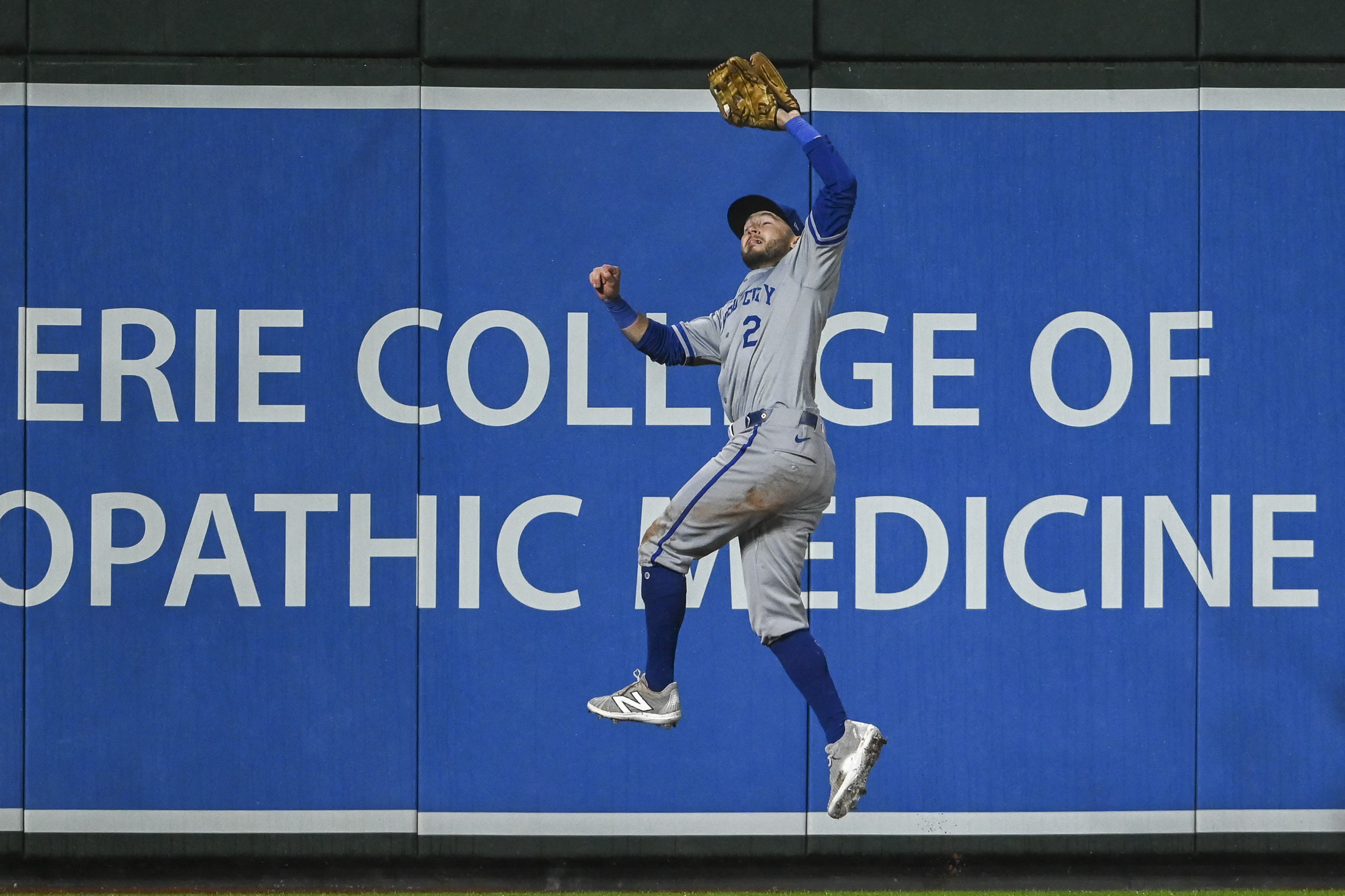 Alec Marsh, Royals baffle O's | Reuters