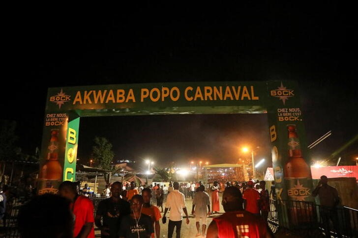 Dreams of Rio animate Ivory Coast's Popo Carnival | Reuters