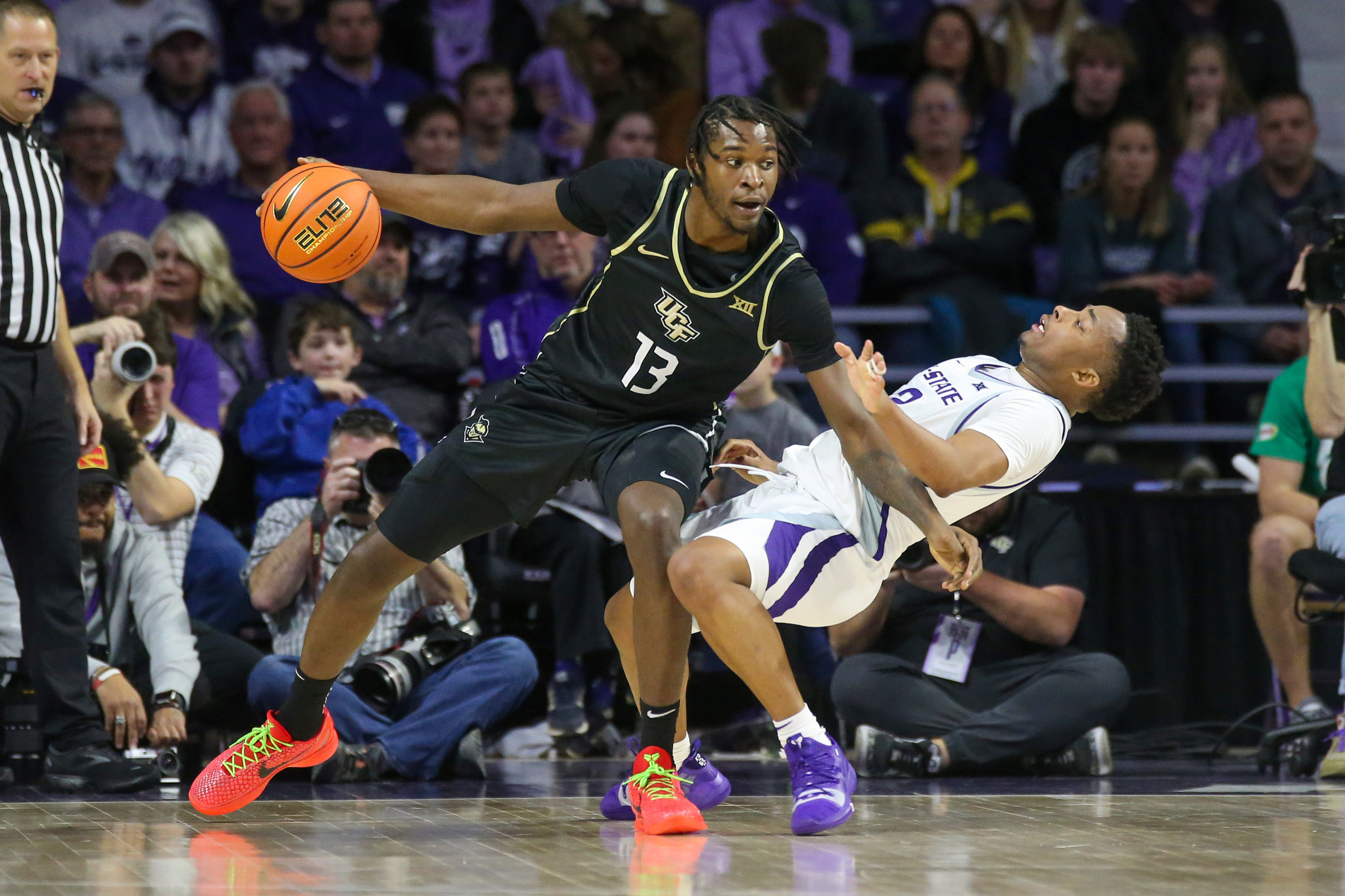 Tylor Perry, Kansas State spoil UCF's Big 12 debut | Reuters
