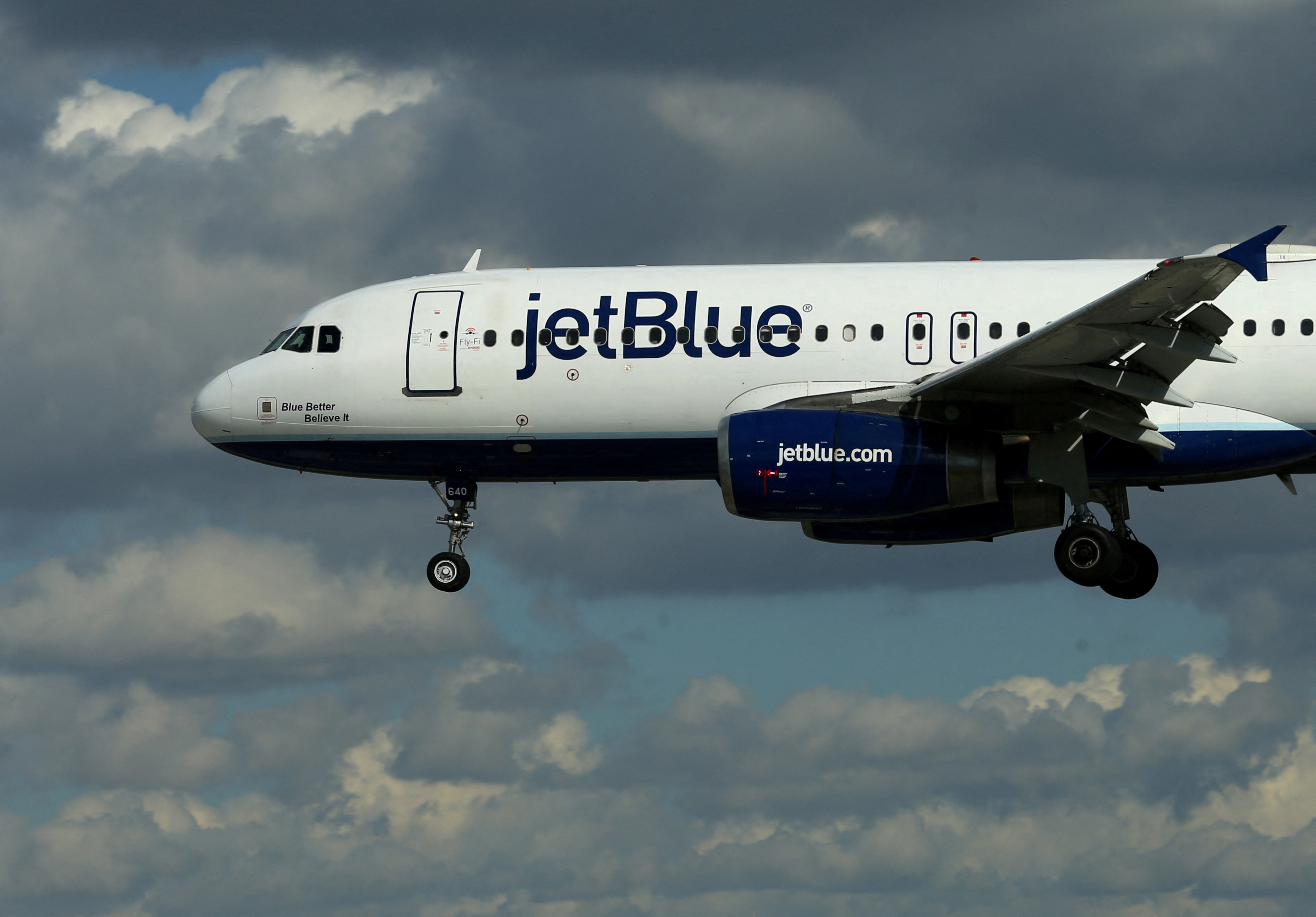 JetBlue sees no profit this year on excess industry capacity, grounded ...