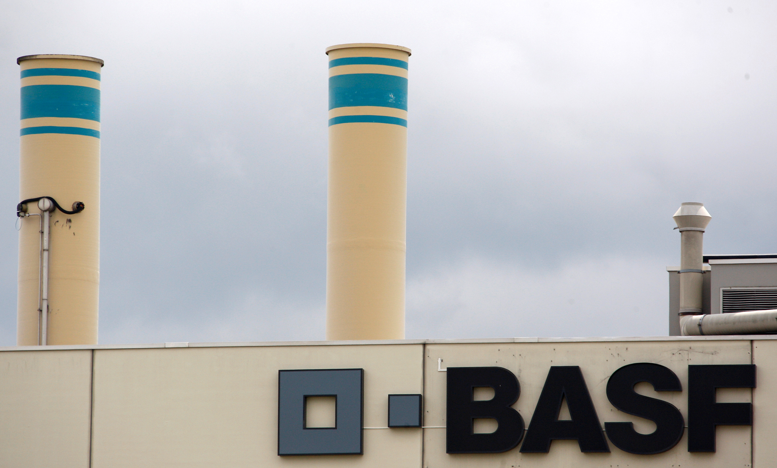 BASF, RWE in partnership to cut green house gas emissions | Reuters