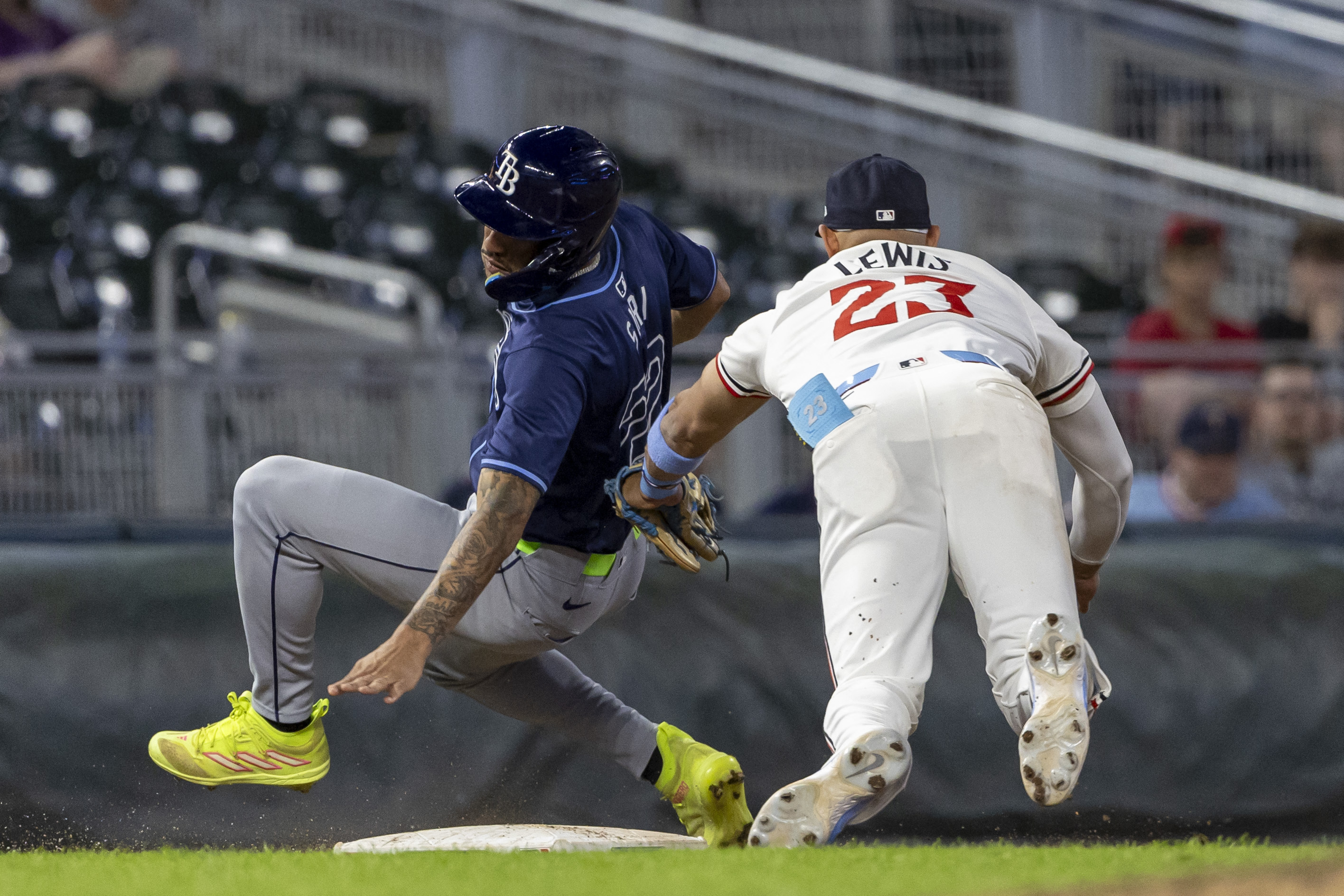 Rays top Twins thanks to throwing error in 10th | Reuters