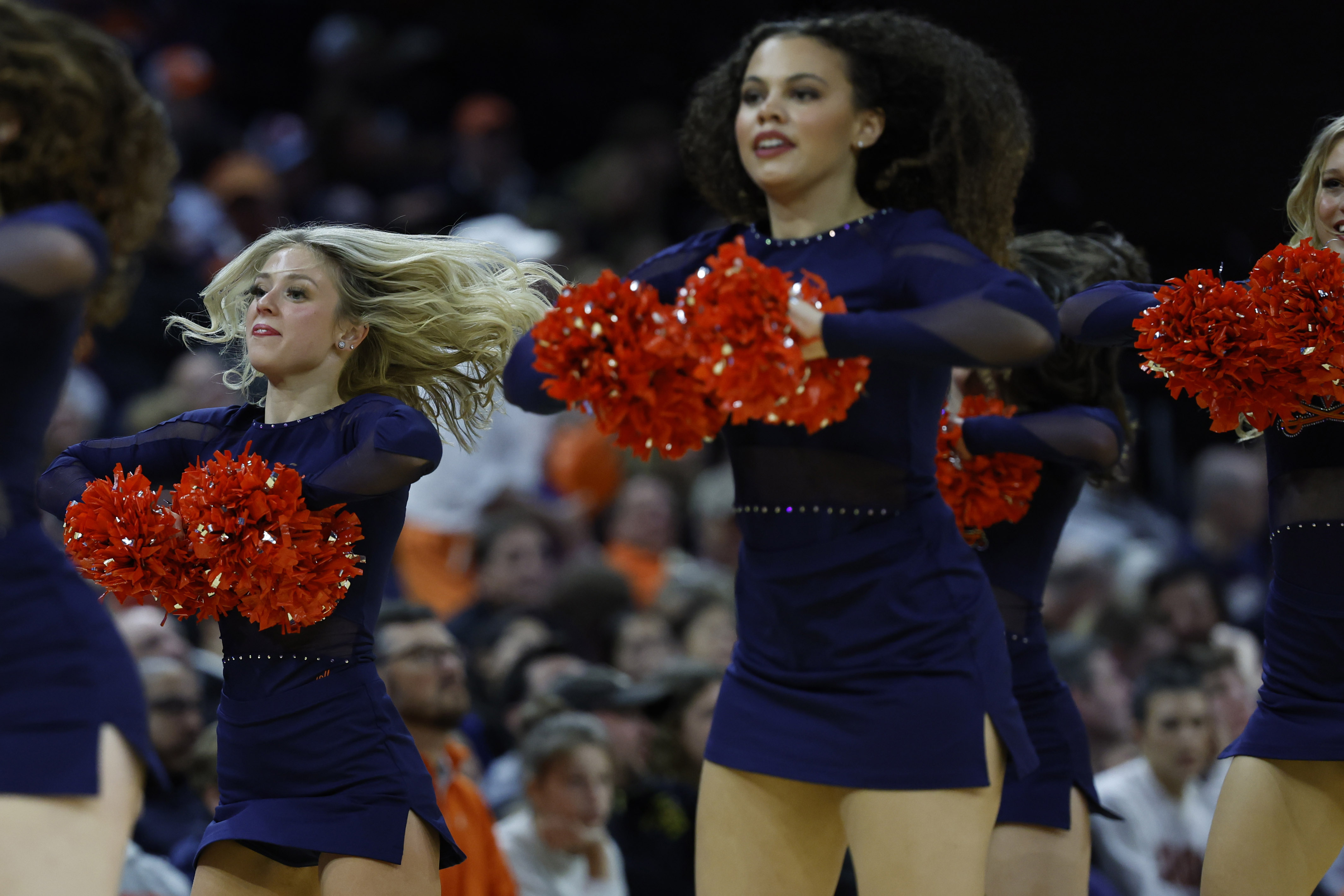 Virginia dominates from start to cruise past Morgan State | Reuters