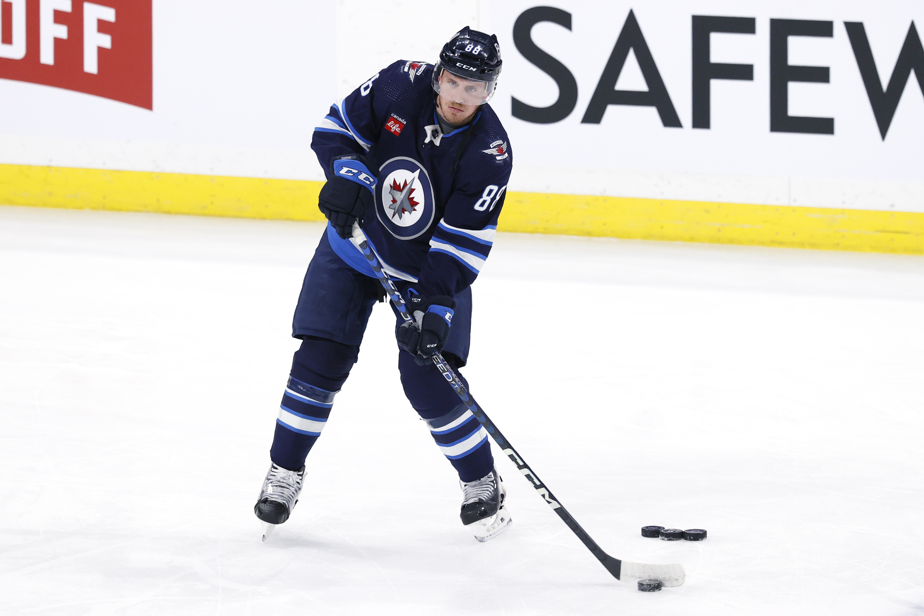 Flyers end Jets' franchise-record 8-game win streak | Reuters