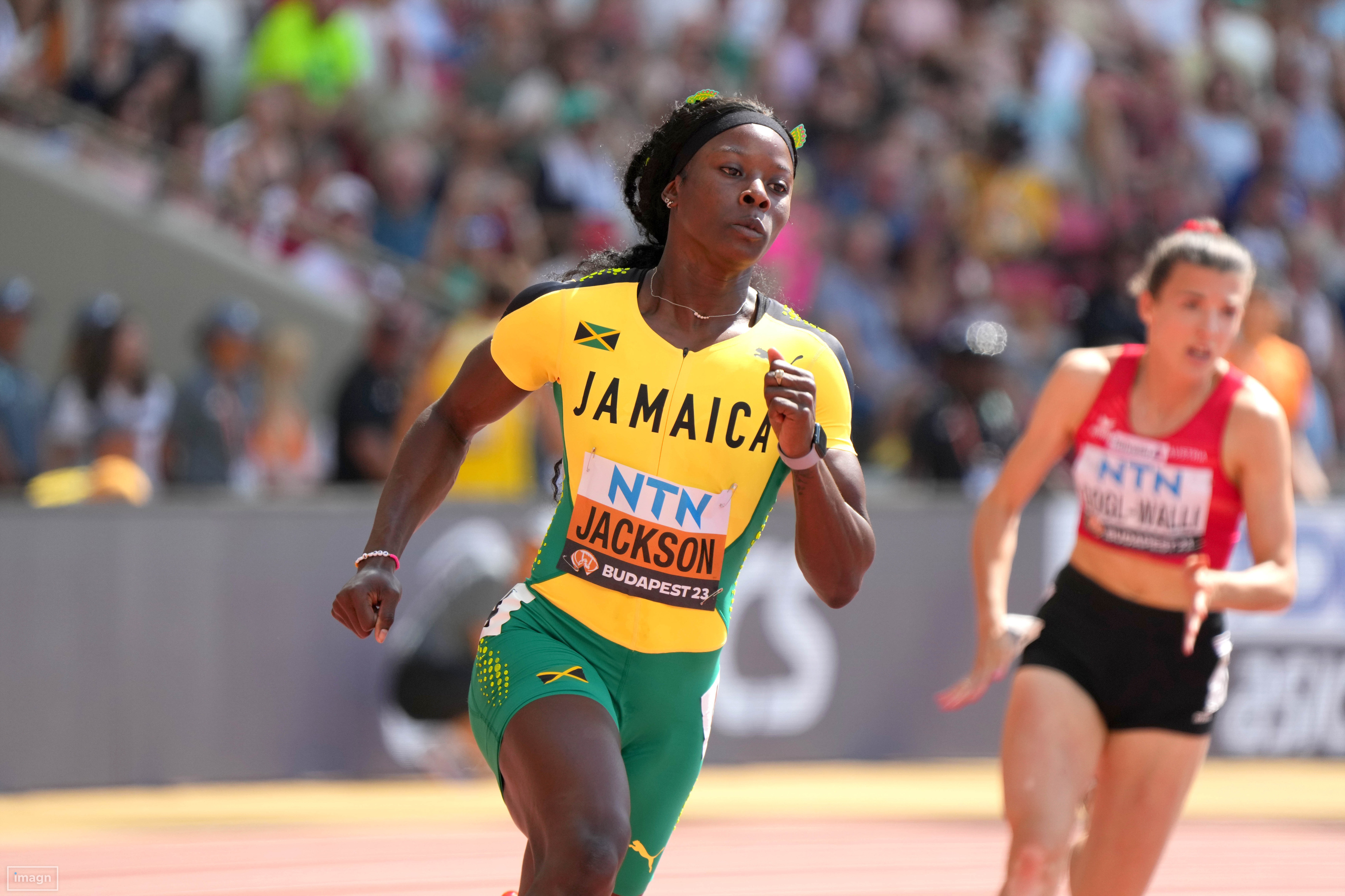 Jackson and Thomas on song in 200m semis | Reuters