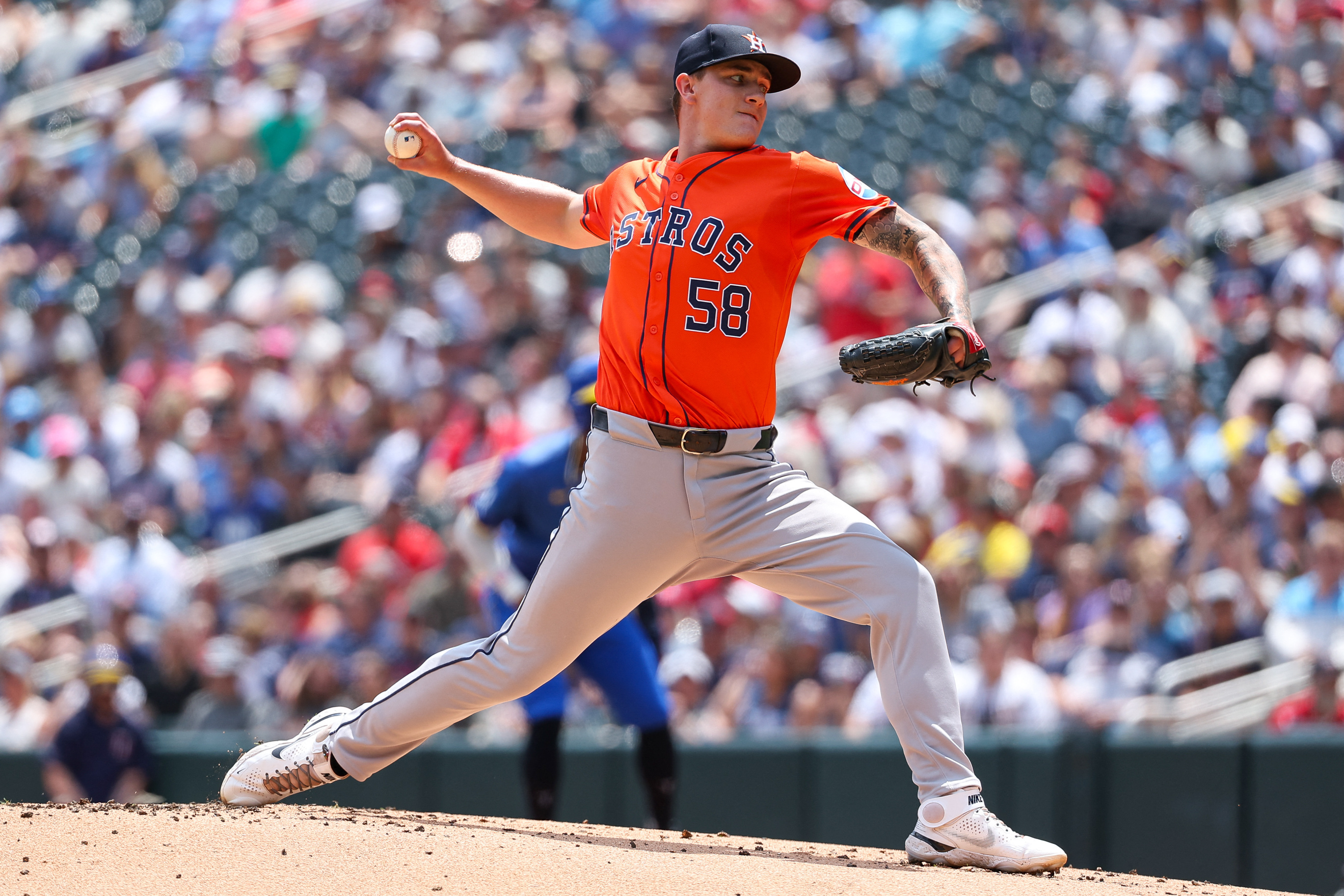 Jose Miranda ties consecutive-hits record, Twins handle Astros | Reuters