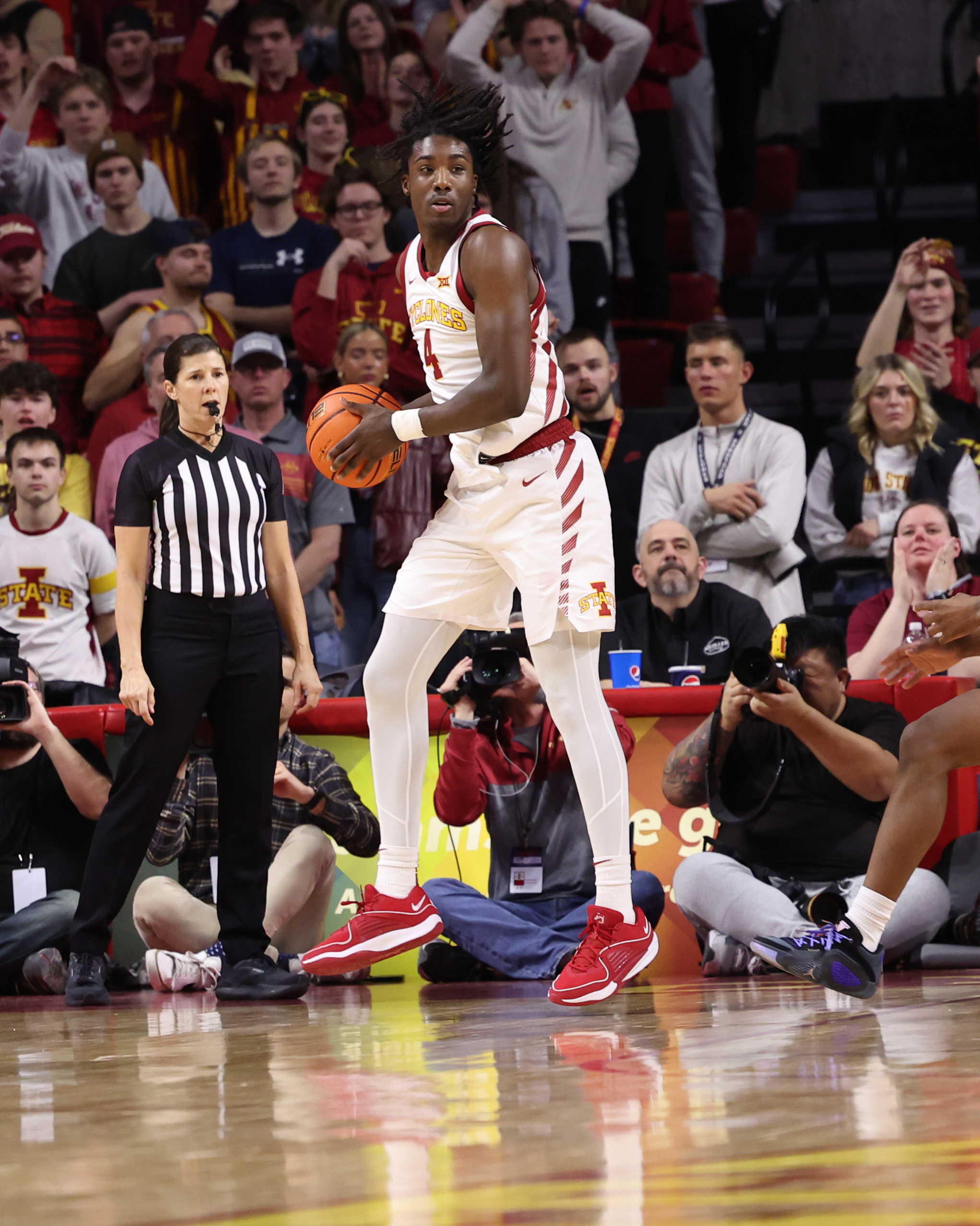 Demarion Watson's career night lifts No. 8 Iowa St. over Oklahoma | Reuters