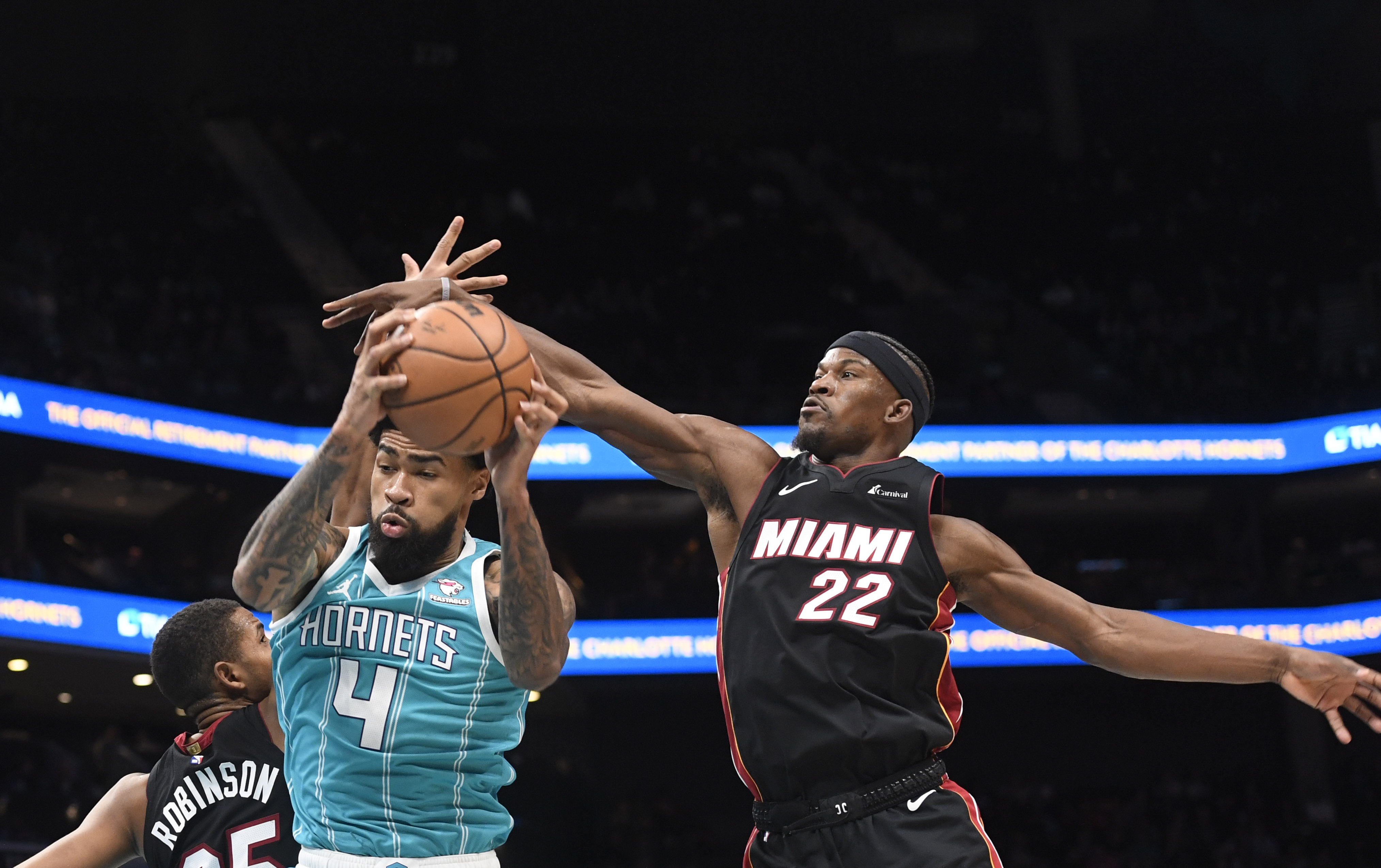 Heat Survive Late Wobble Hold Off Hornets Reuters