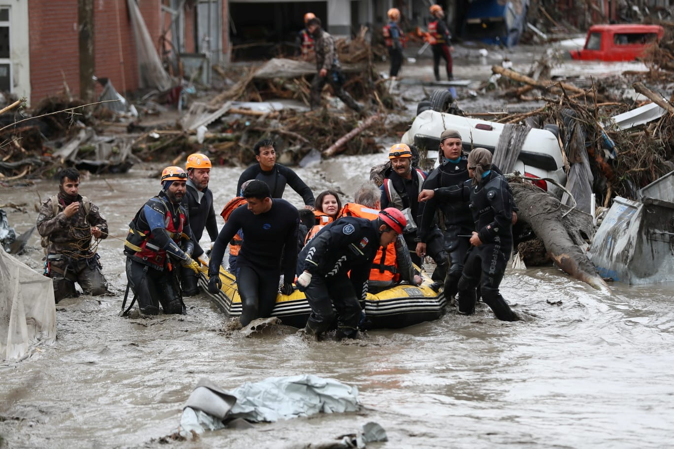 Turkey combats Black Sea floods, death toll rises to 31 | Reuters