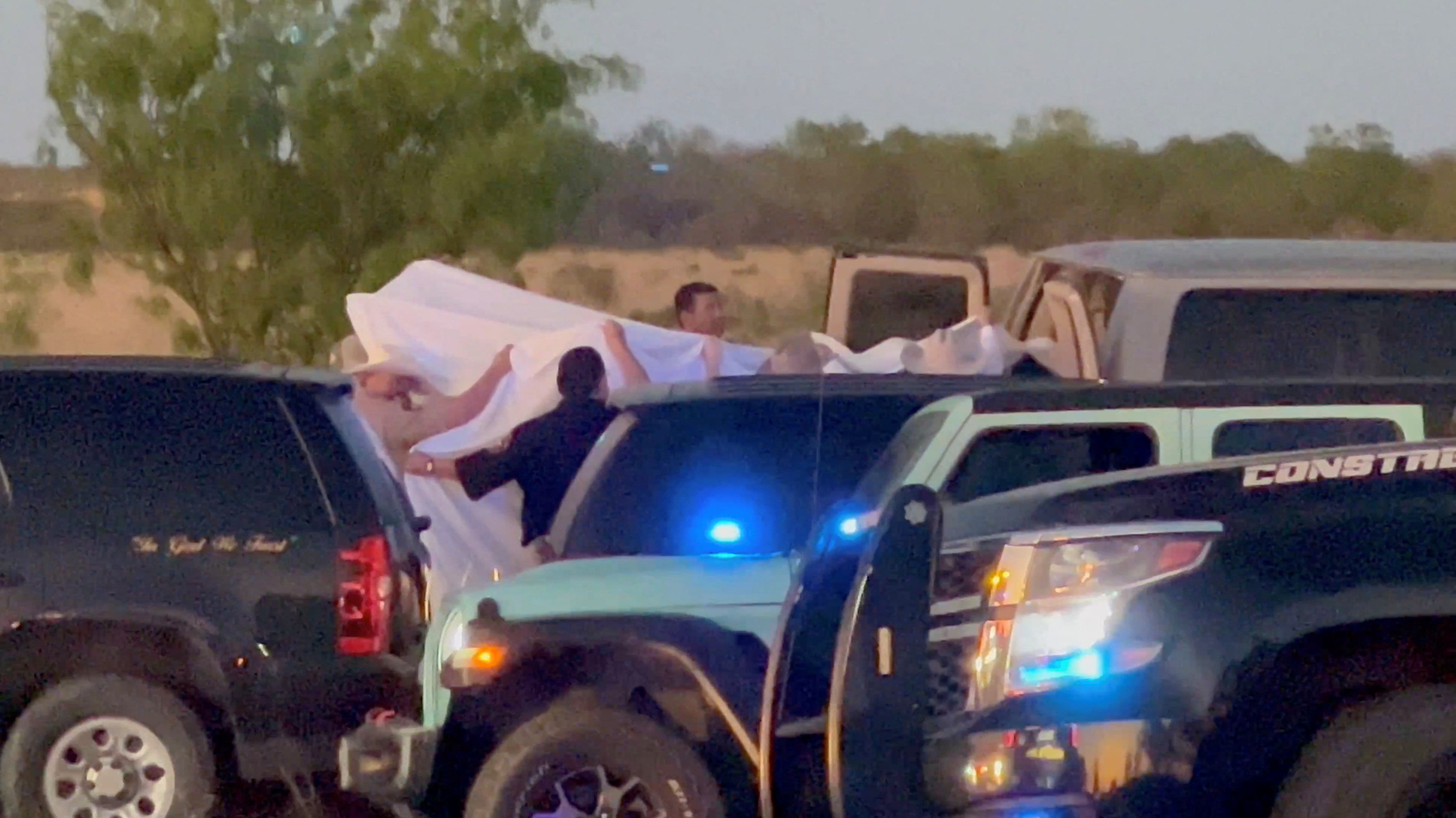 Two Migrants Suffocate To Death Aboard Texas Train 10 Hospitalized