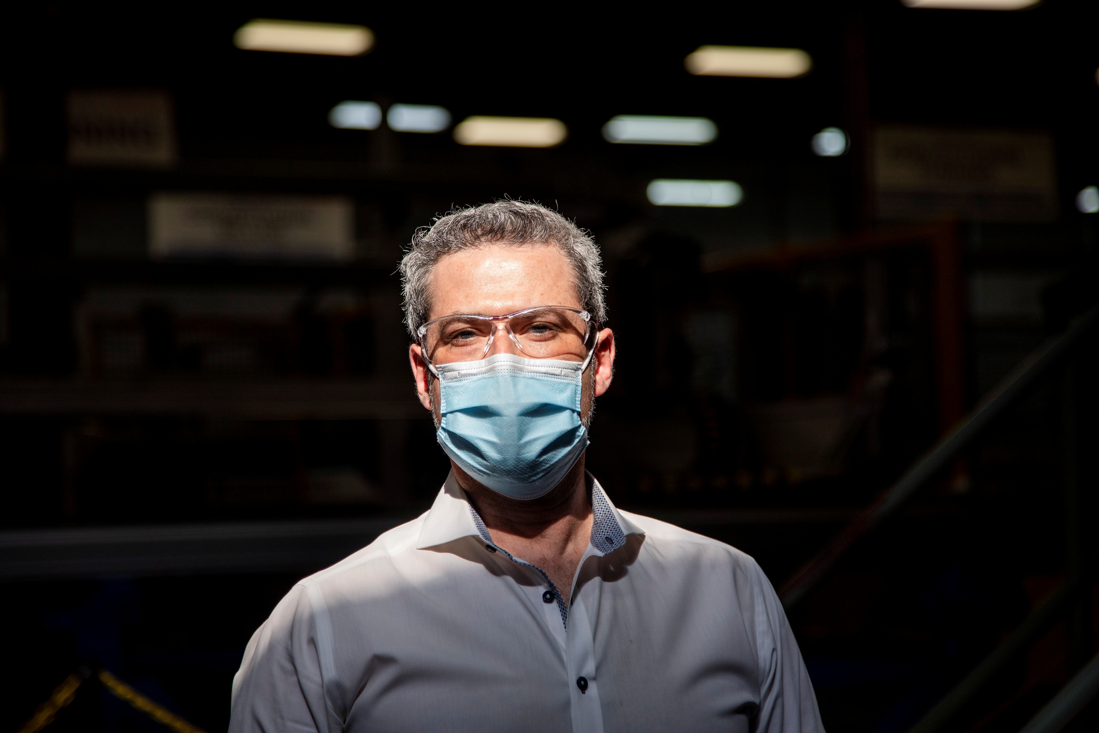 Lagging vaccination rate puts Canadian factories at competitive ...