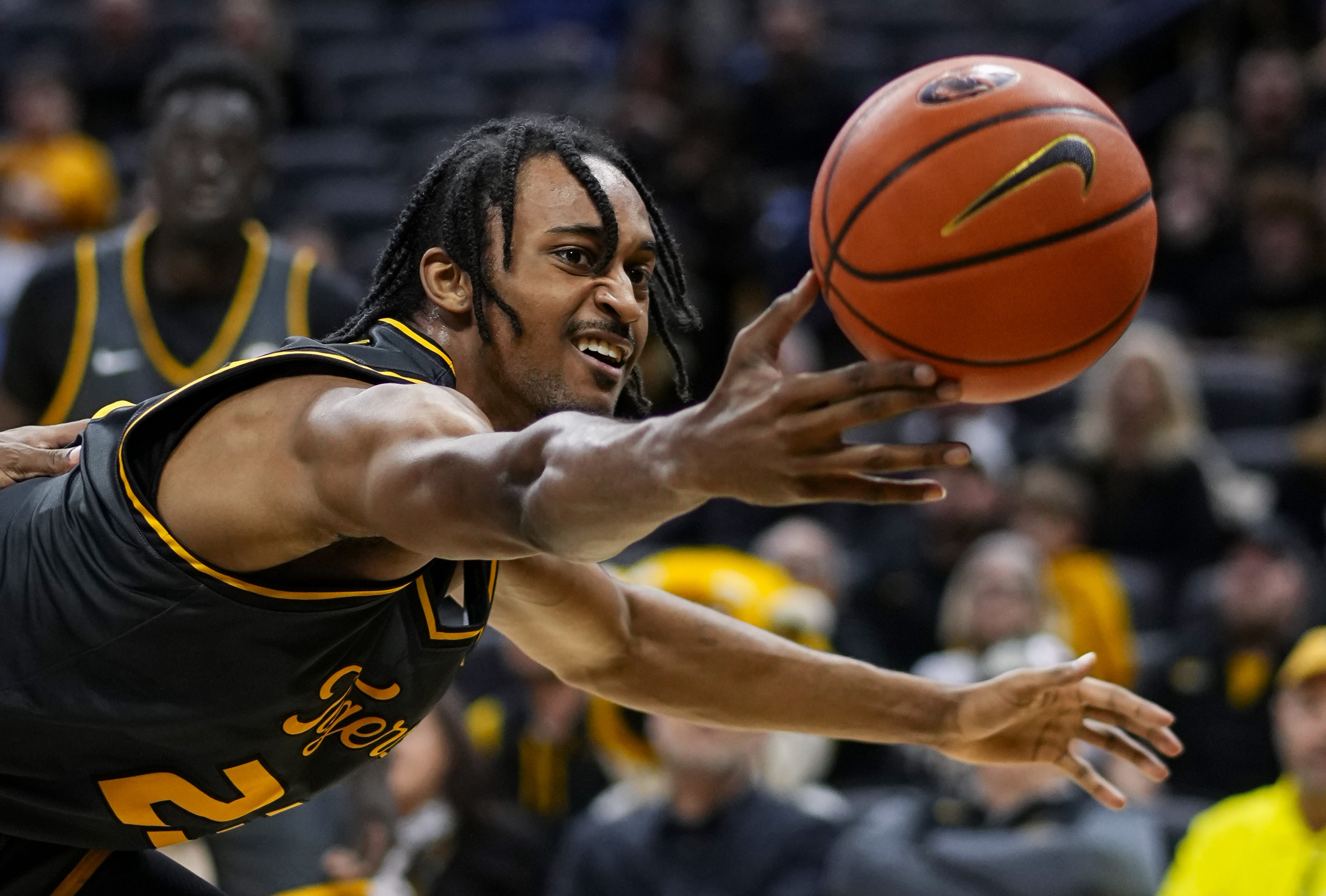 Tyrece Radford, Texas A&M extend Missouri's skid | Reuters