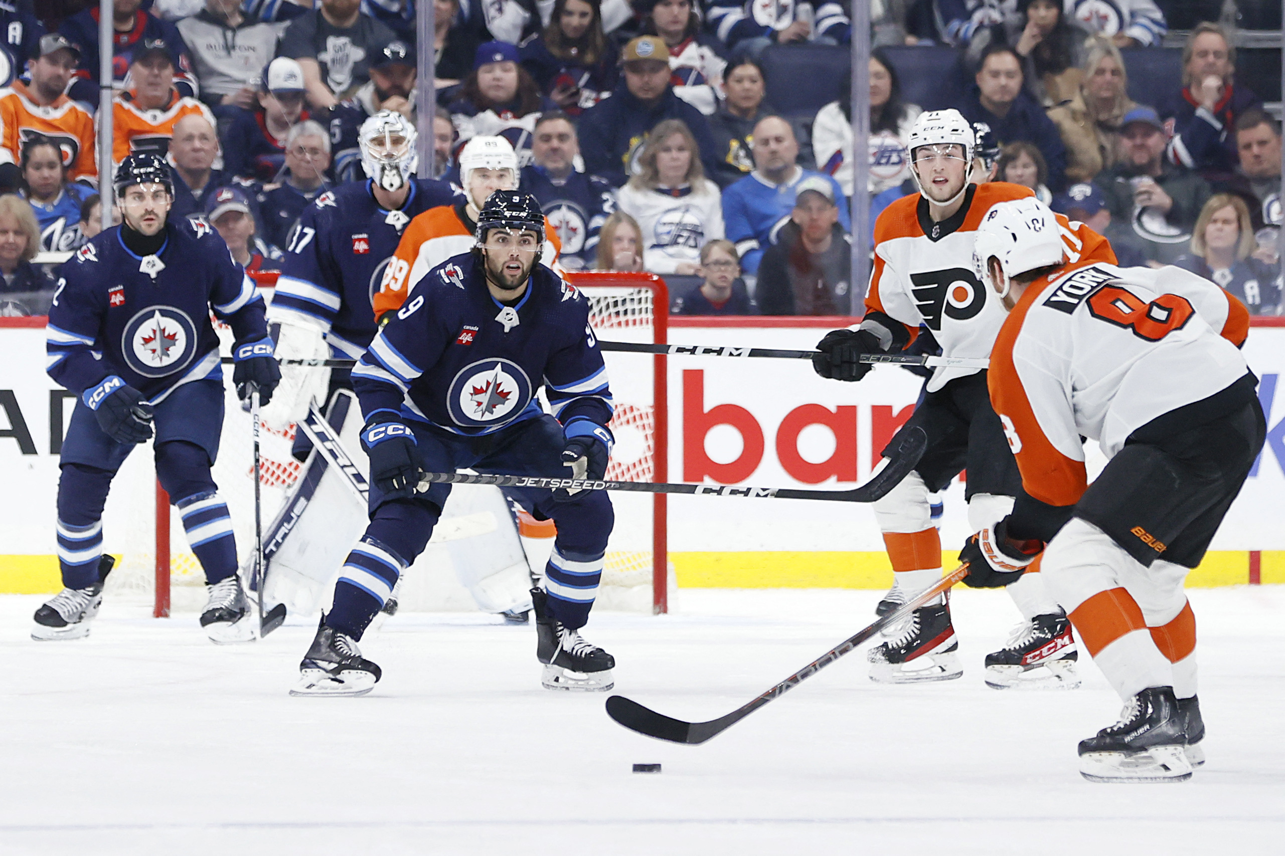 Flyers end Jets' franchise-record 8-game win streak | Reuters