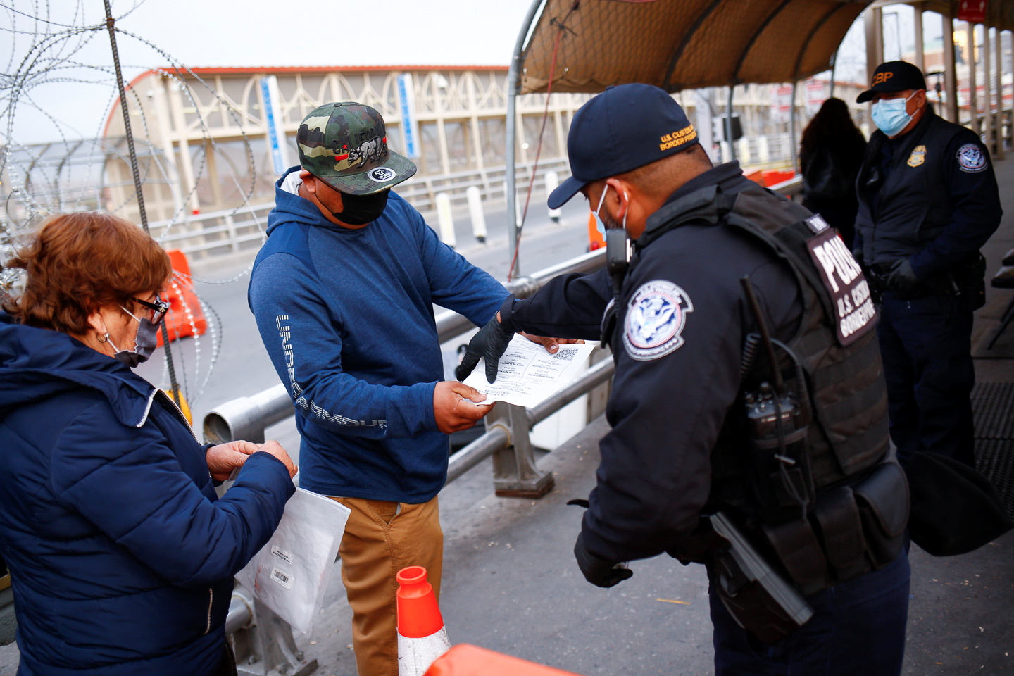 U.S.-Mexico border reopens after 20 months of COVID shutdown | Reuters