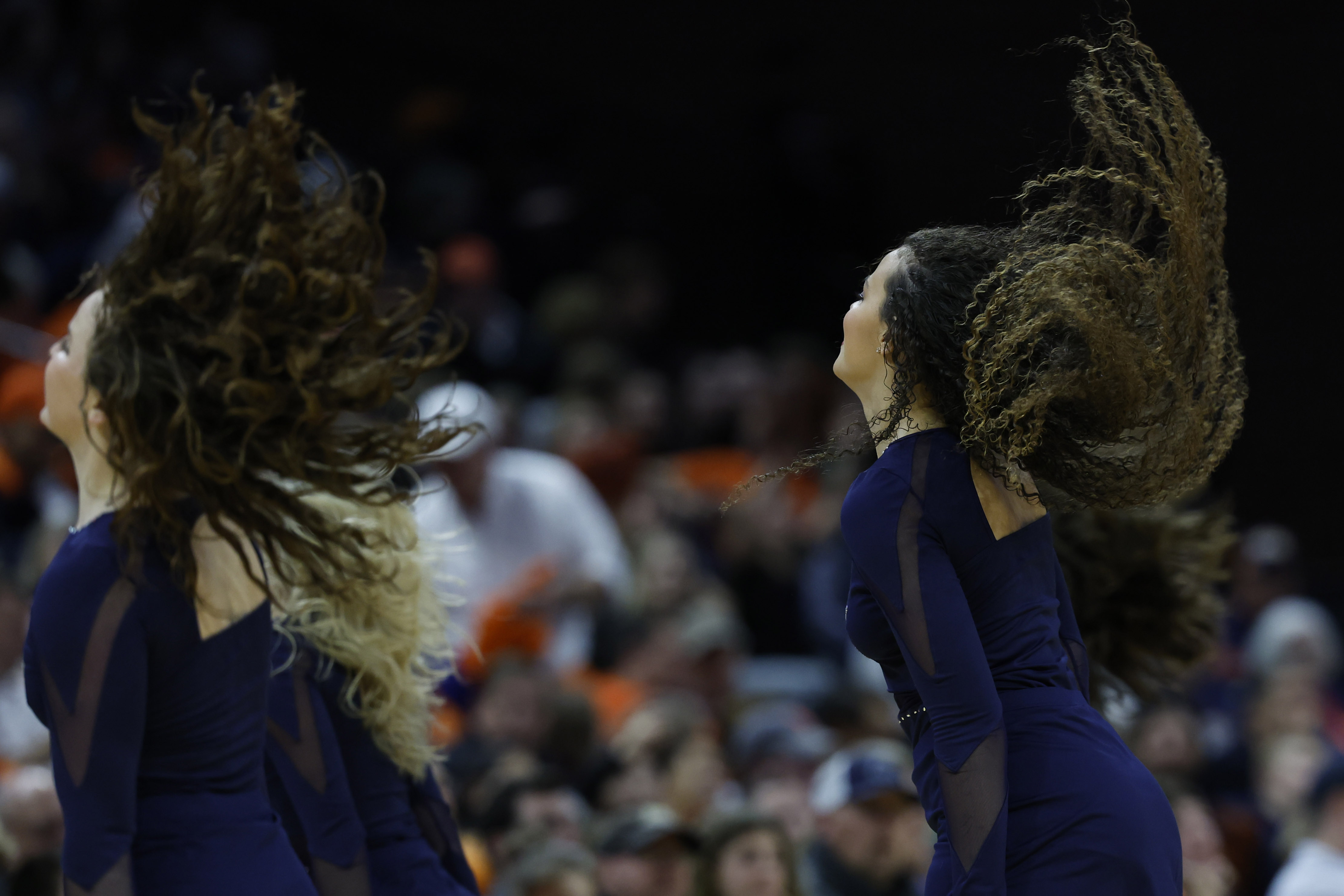 Virginia dominates from start to cruise past Morgan State | Reuters