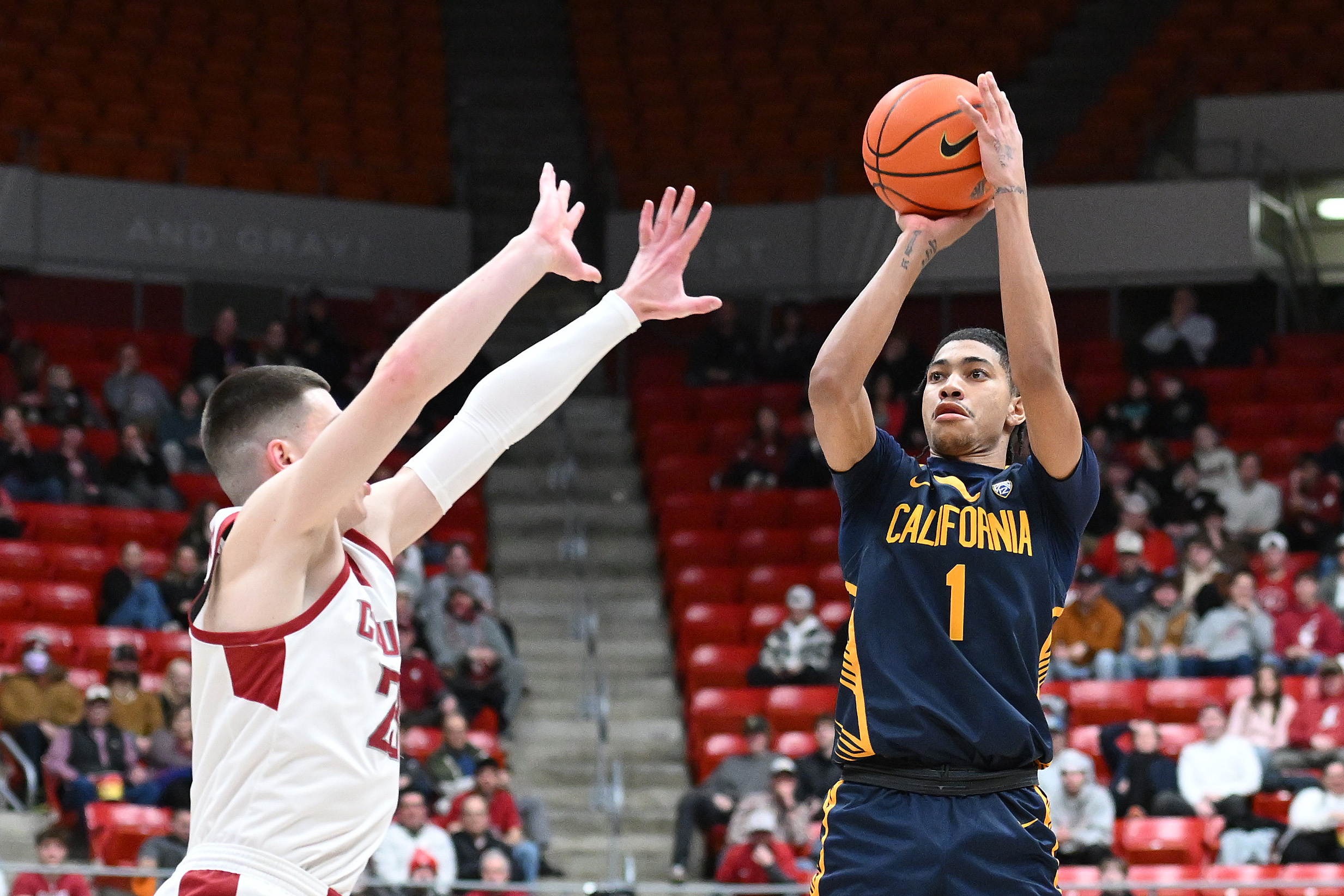 Myles Rice pours in 25 as Wazzu thumps Cal | Reuters