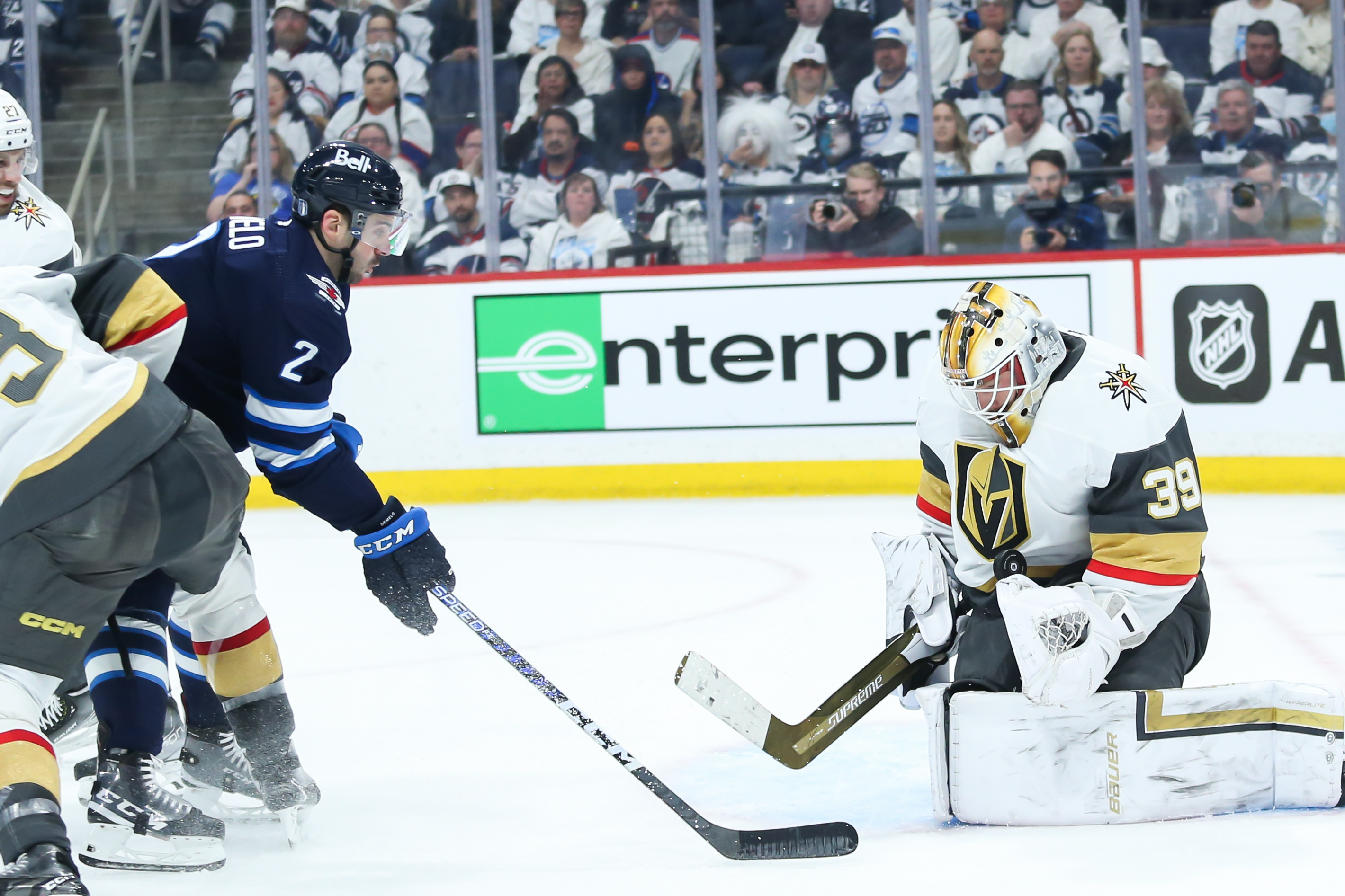 Brett Howden scores twice as Knights take command vs. Jets | Reuters