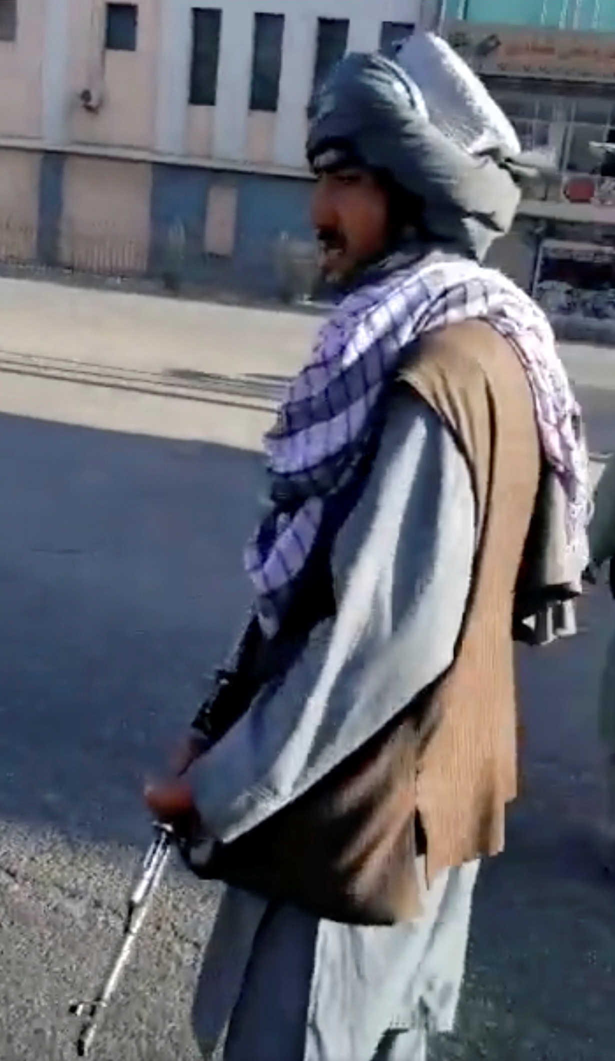 Taliban seize more Afghan cities, assault on capital Kabul expected ...