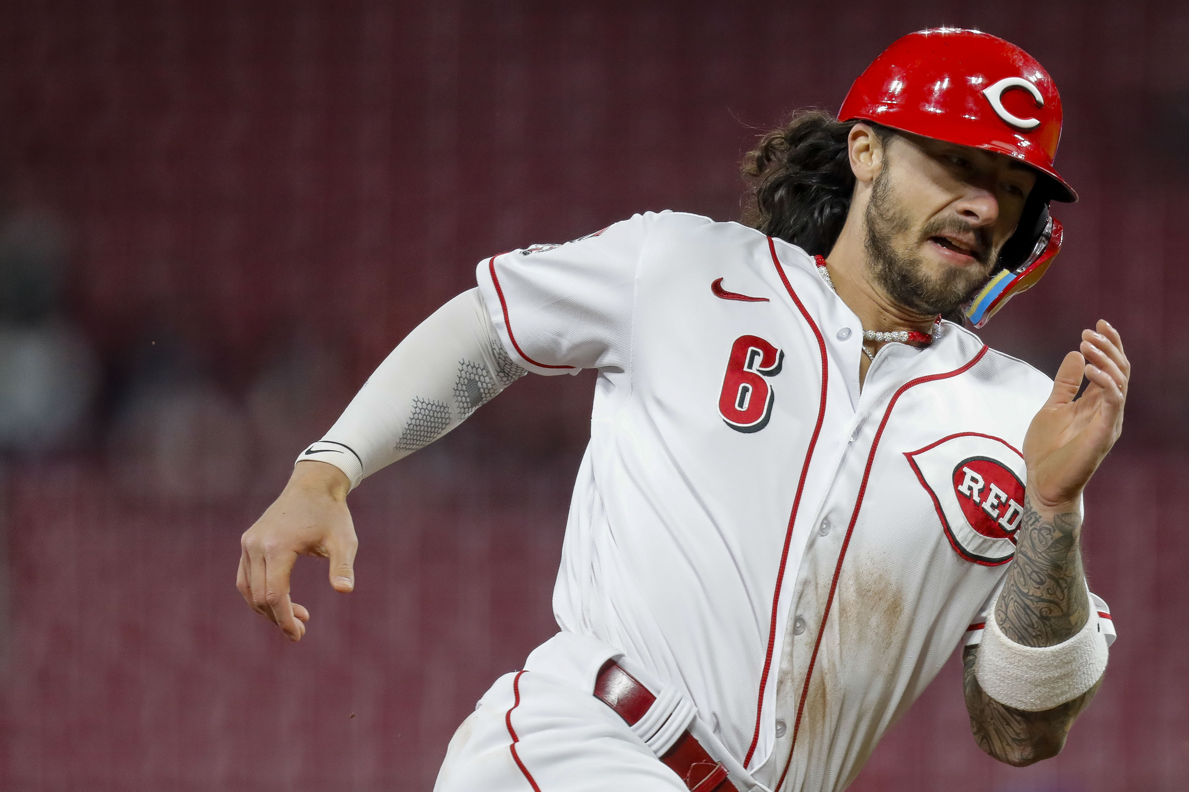 TJ Friedl delivers winning hit as Reds rally past Rangers | Reuters