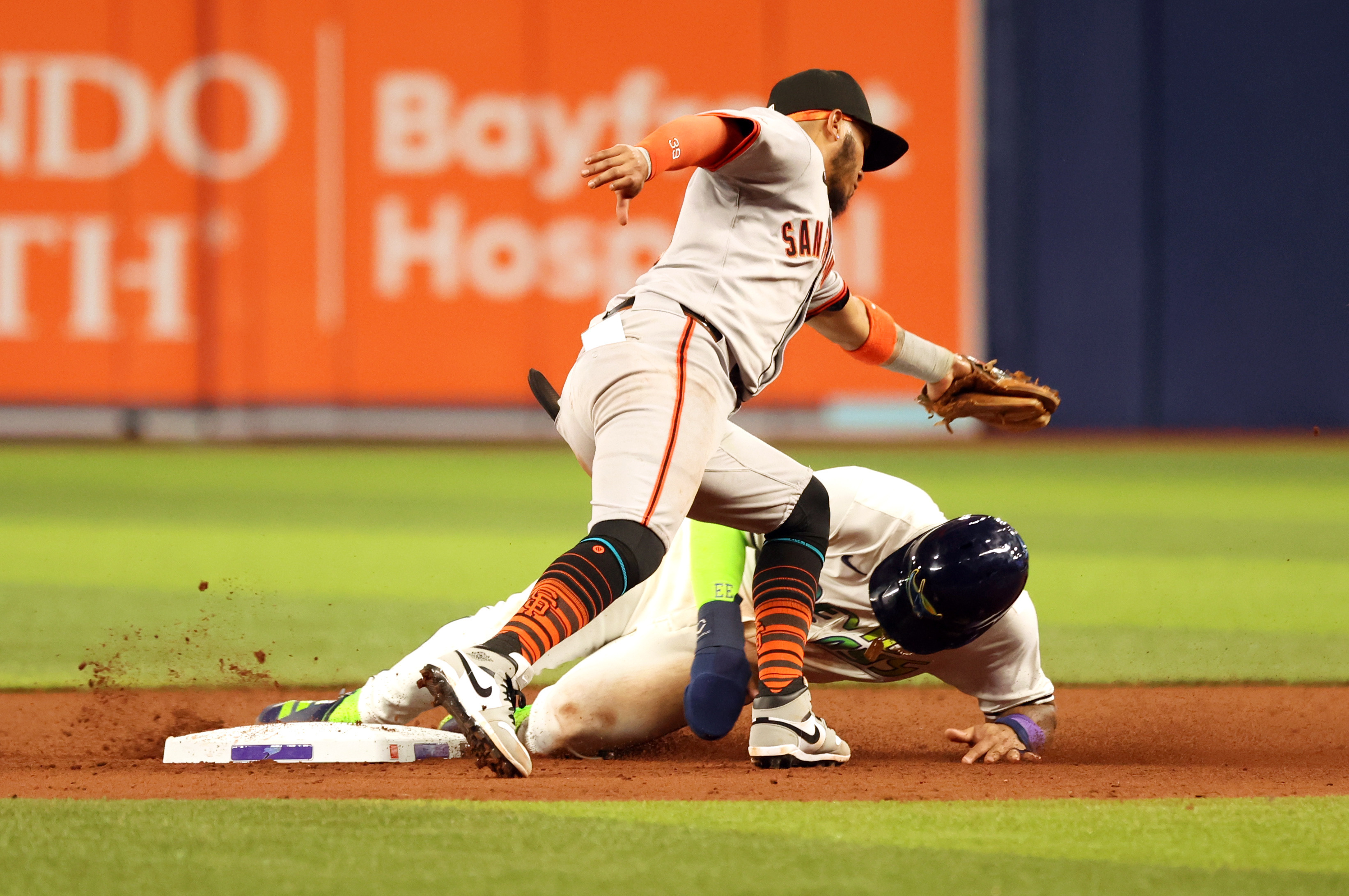 Harold Ramirez's three hits help Rays edge Giants | Reuters