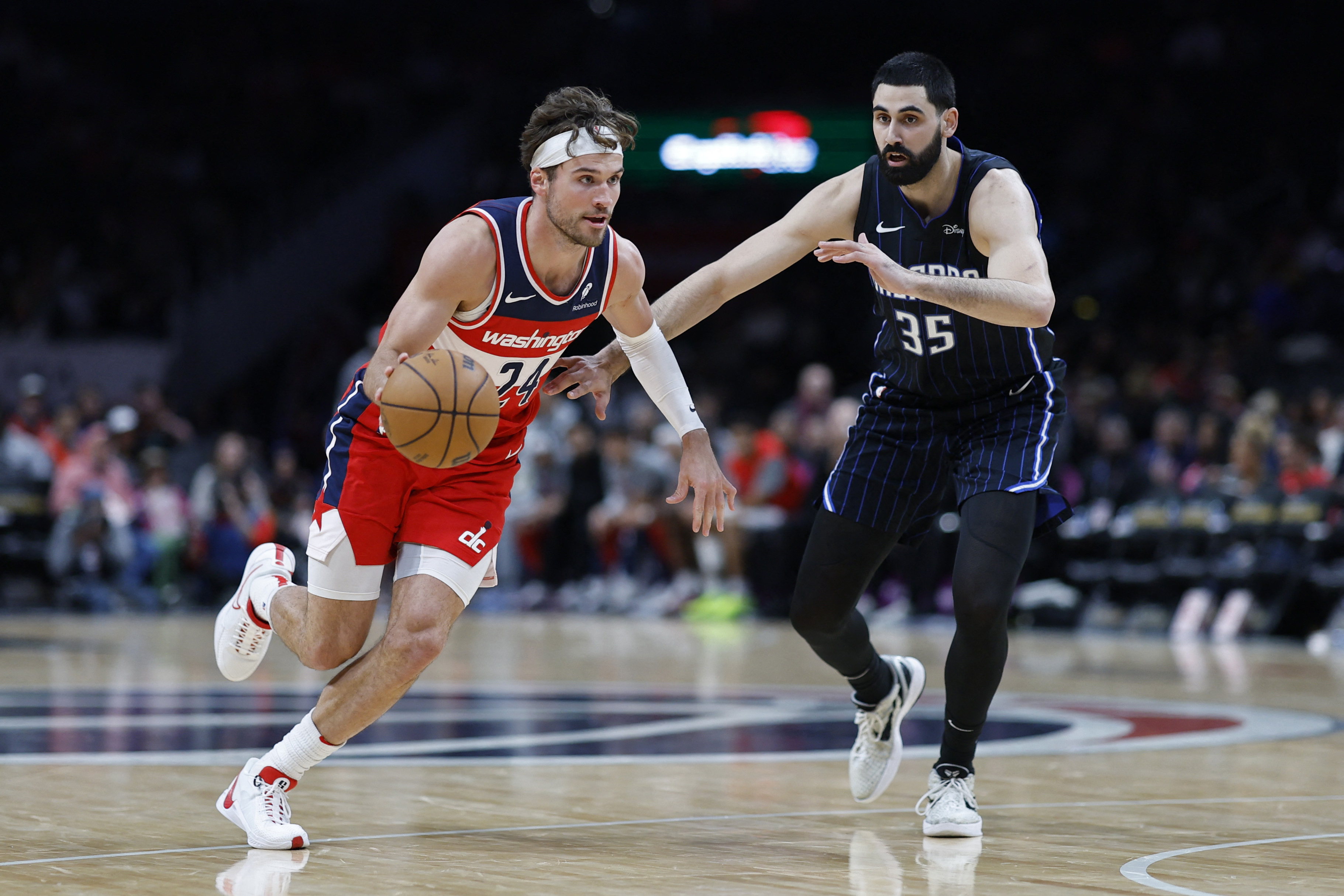 Magic mount ferocious rally, hand Wizards 16th straight loss | Reuters