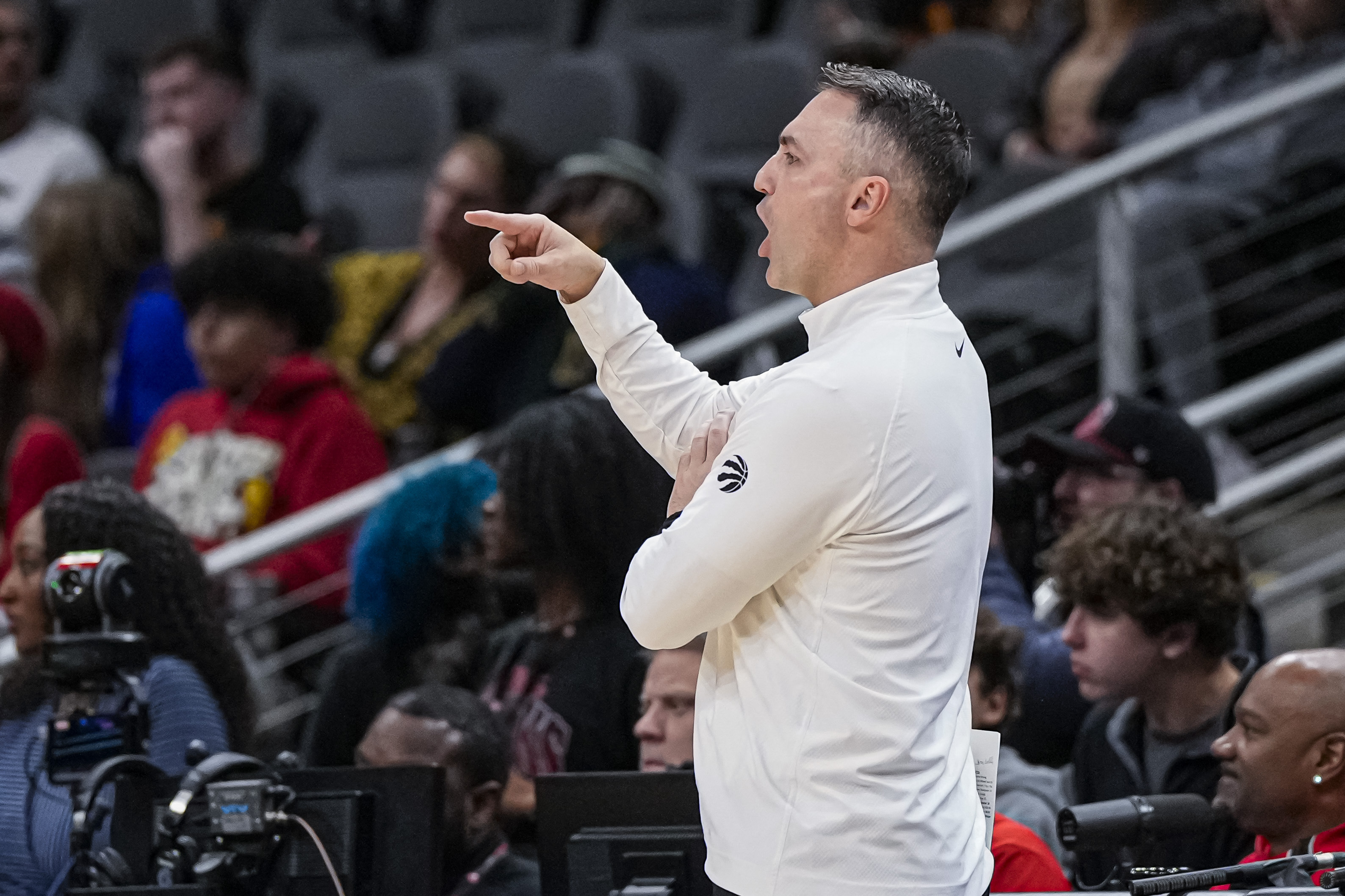 Saddiq Bey's game-winner lifts Hawks over skidding Raptors | Reuters