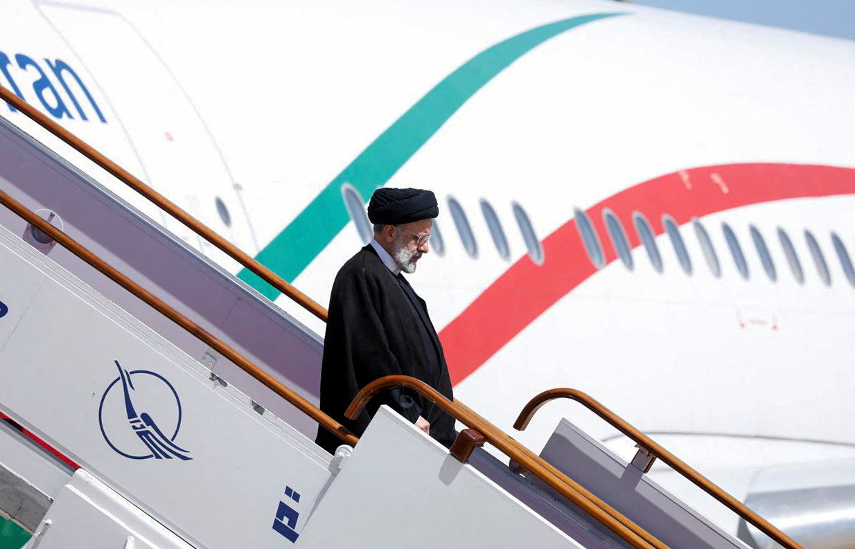 Iranian president in Damascus for first visit since Syrian war began ... Iranian president in Damascus for first visit since Syrian war began ...