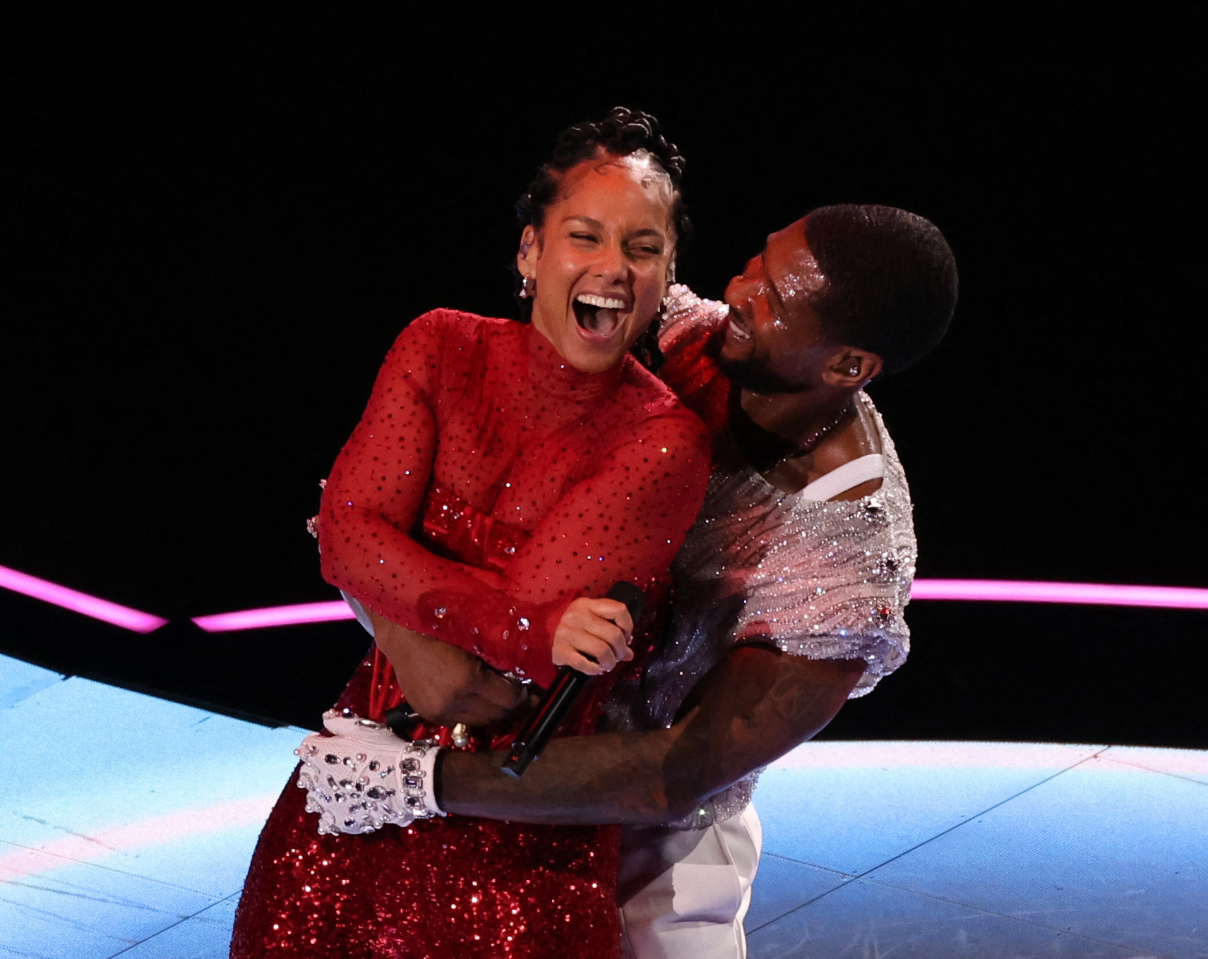 Best moments from Usher's Super Bowl halftime show - February 12, 2024 ...